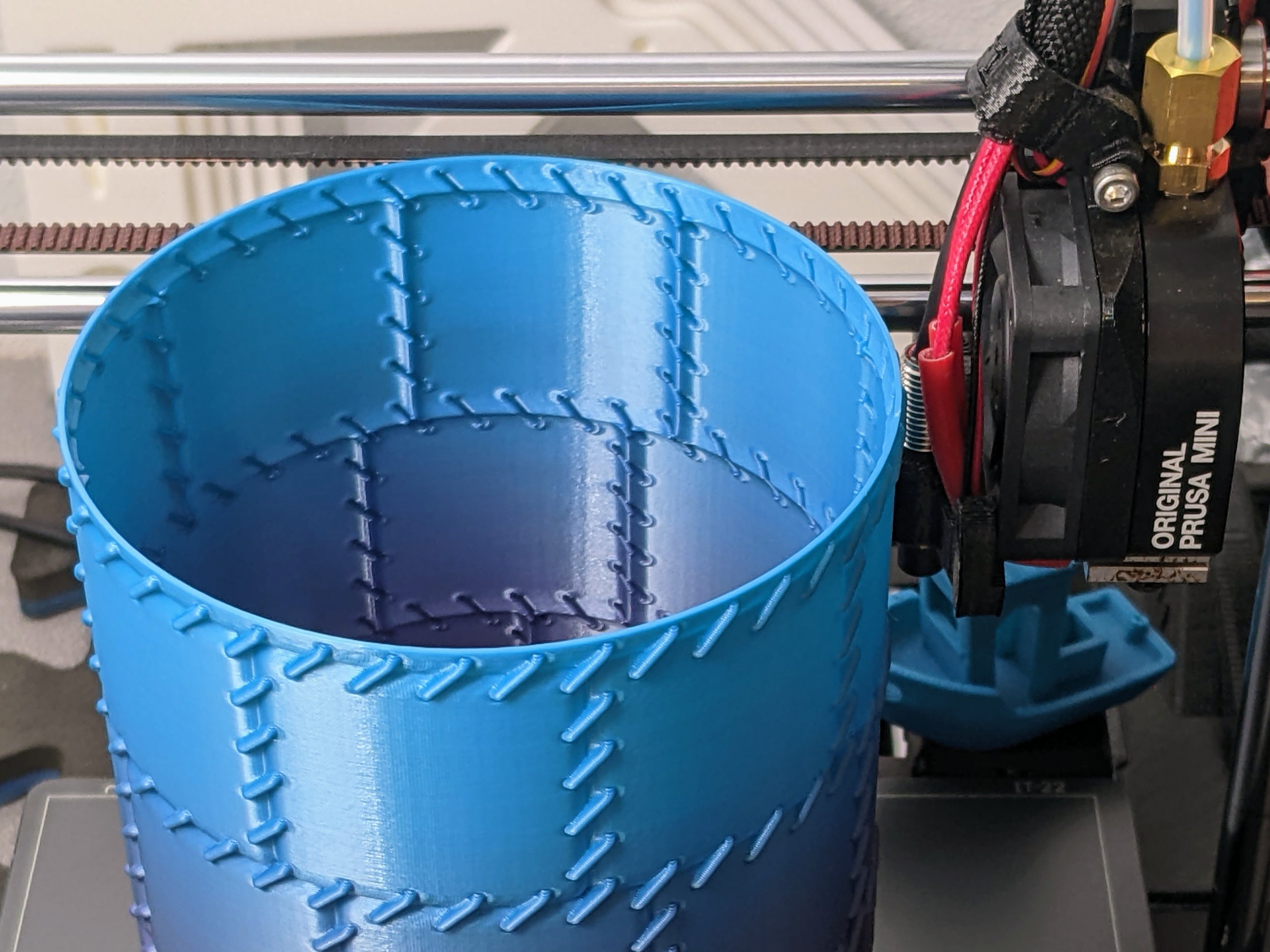 Stitched Patch Vase | Four Sizes by Grandpa 3DPrints | Download free ...