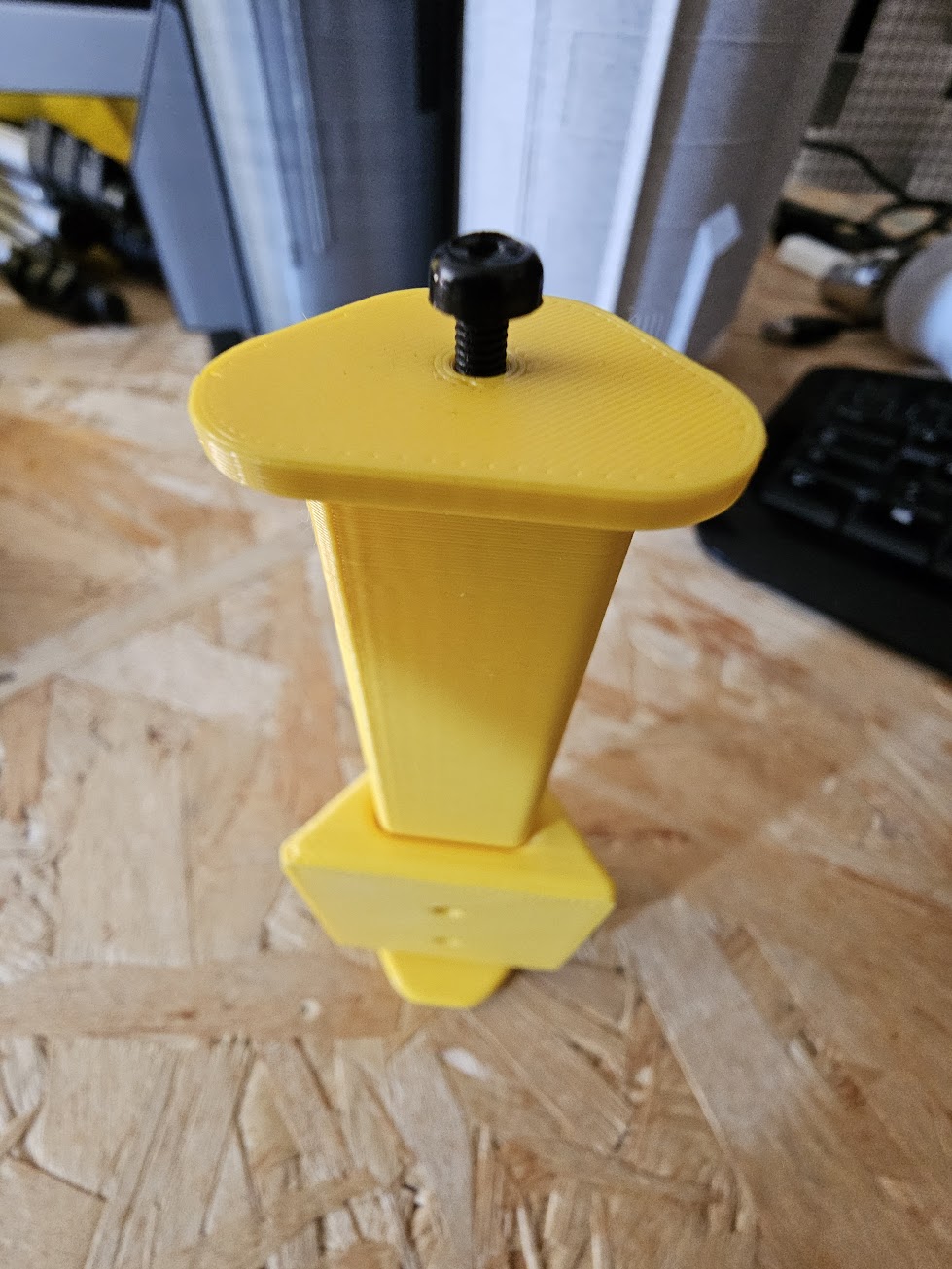 slideable headset holder with threaded insert assembly by curcuz ...