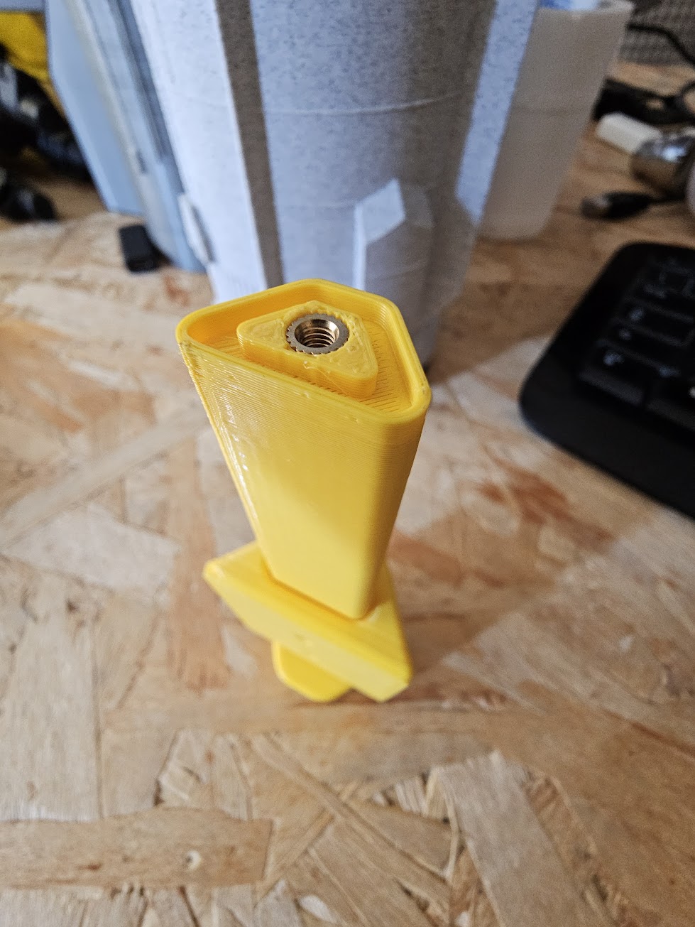 slideable headset holder with threaded insert assembly by curcuz ...