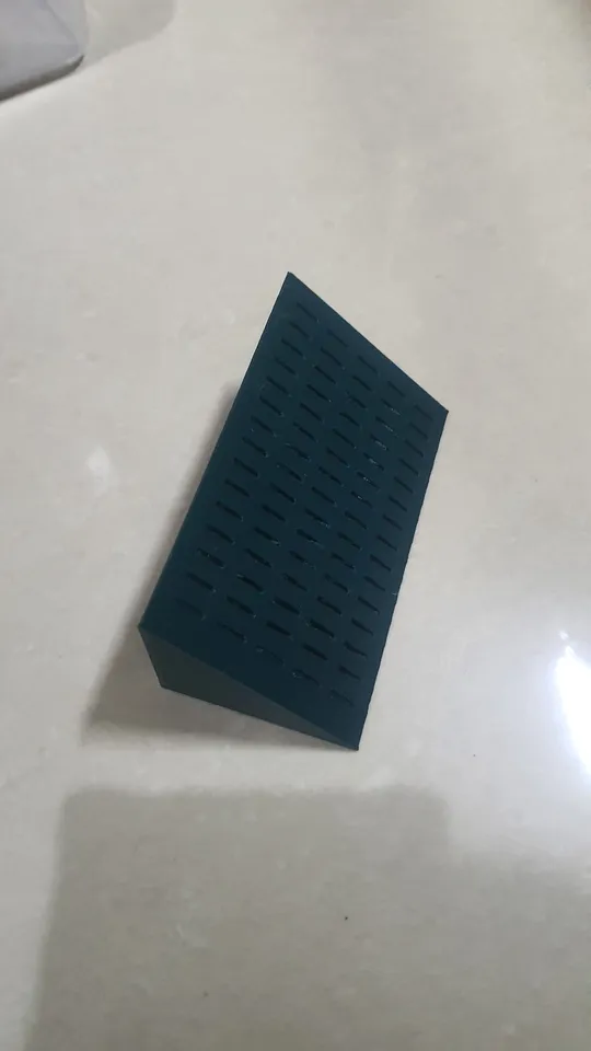 Triangular Desiccant Container by yoni | Download free STL model | Printables.com