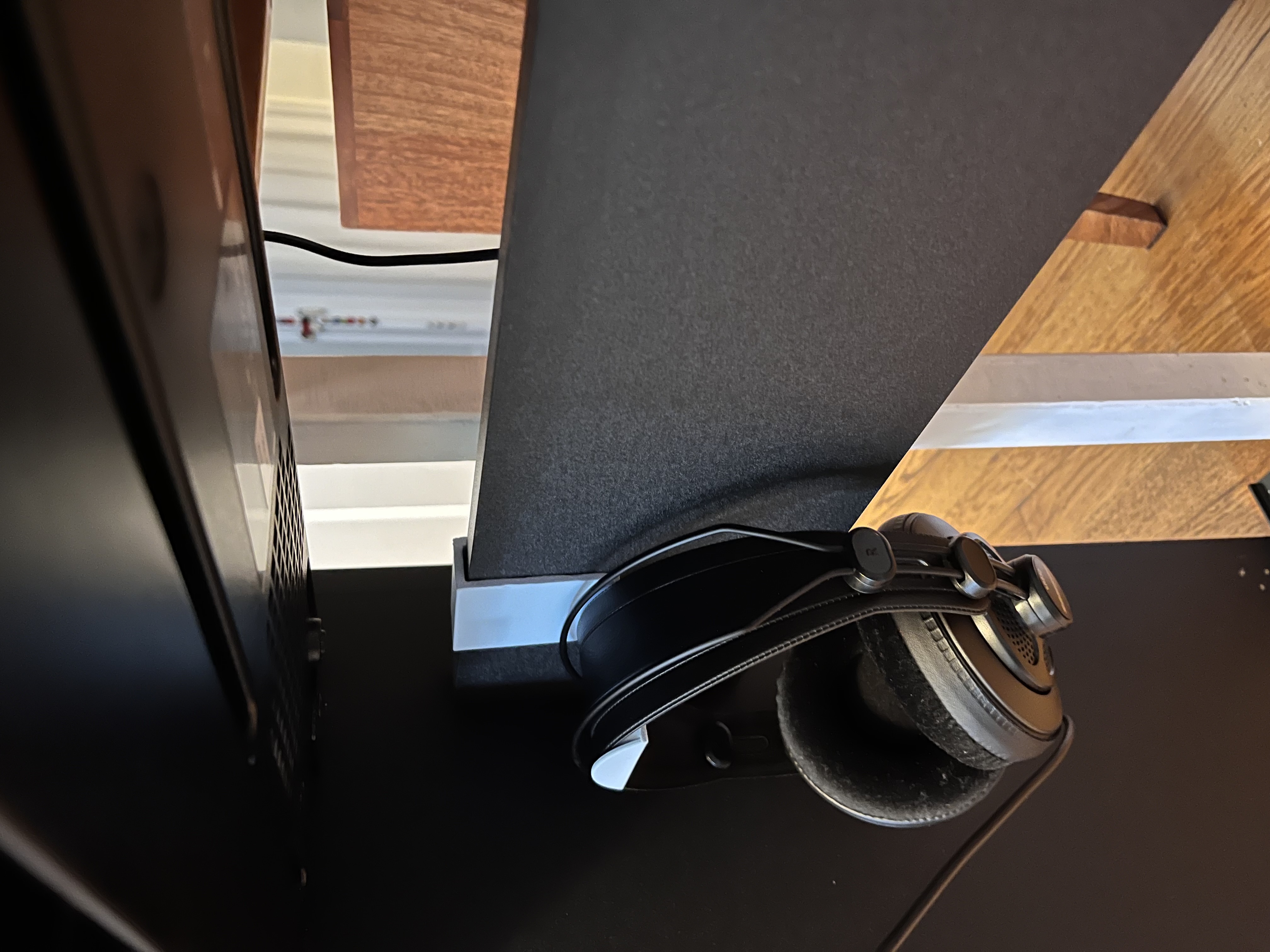 Roland FP-30X Piano Headset Hook by ibash | Download free STL model ...