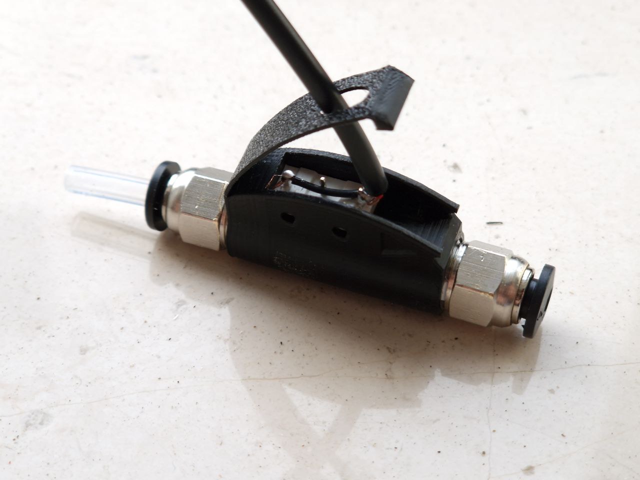 BambuLab AMS Auto Close Switch - FILAMENT SENSOR by Nyx_NK | Download ...