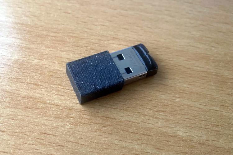 Cap for USB sticks by MAKERTEAM® | Download free STL model | Printables.com