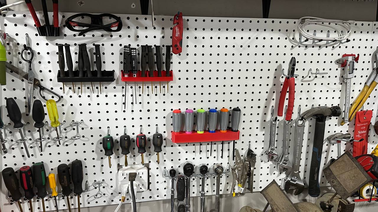 Pegboard allen keys holder by Alex Vas | Download free STL model ...