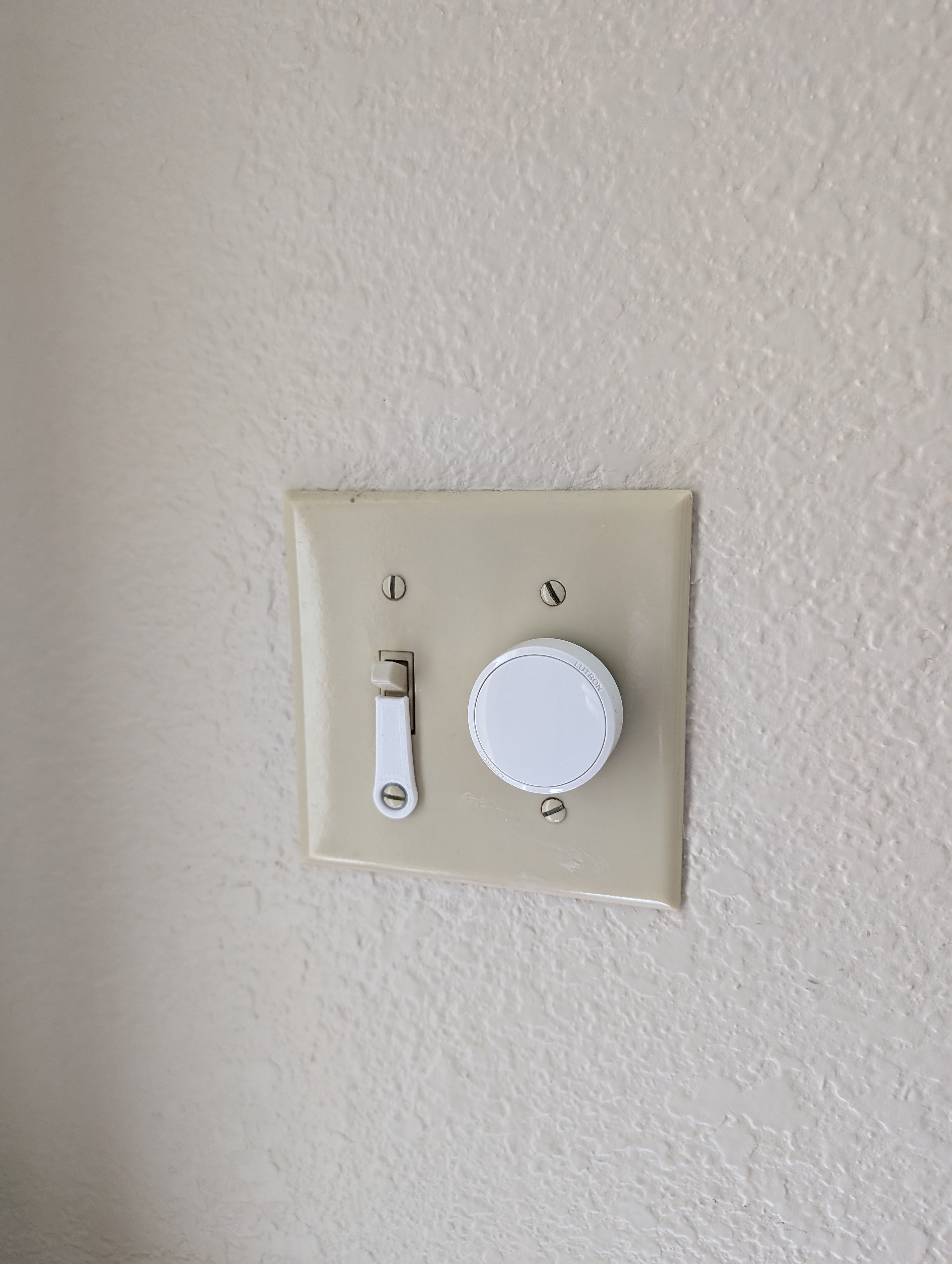 Toggle Light Switch Lock by SE3Dtech | Download free STL model ...