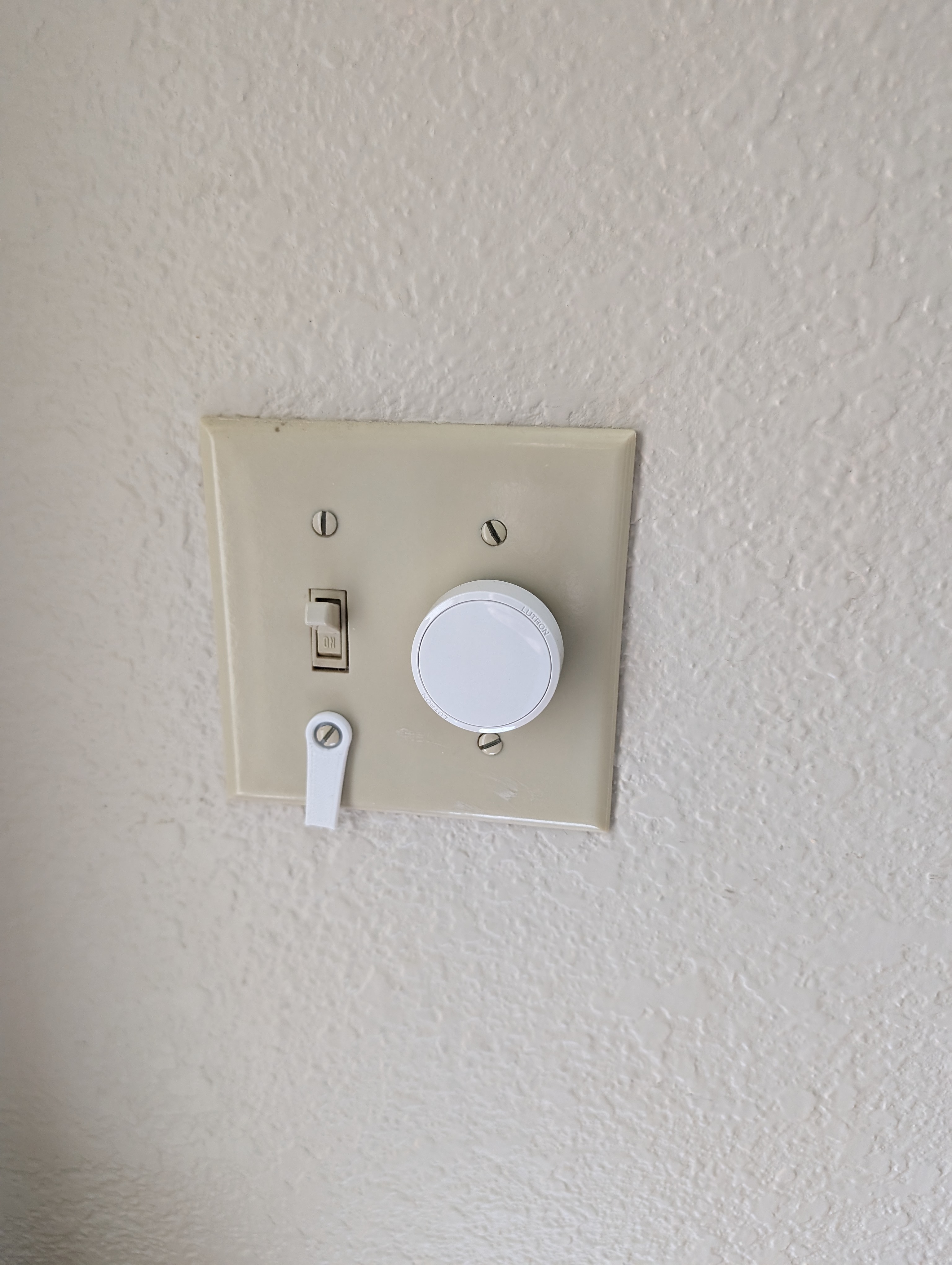 Toggle Light Switch Lock by SE3Dtech | Download free STL model ...