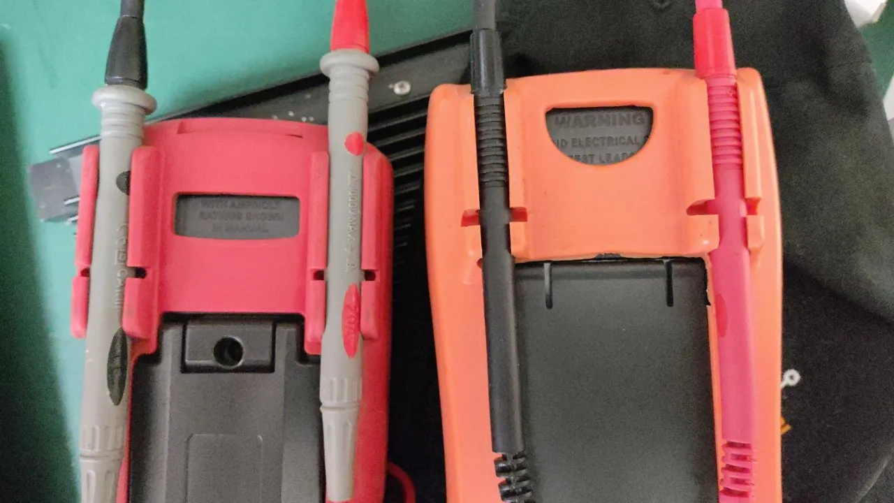 Minimal multimeter holder by nelo360 | Download free STL model ...