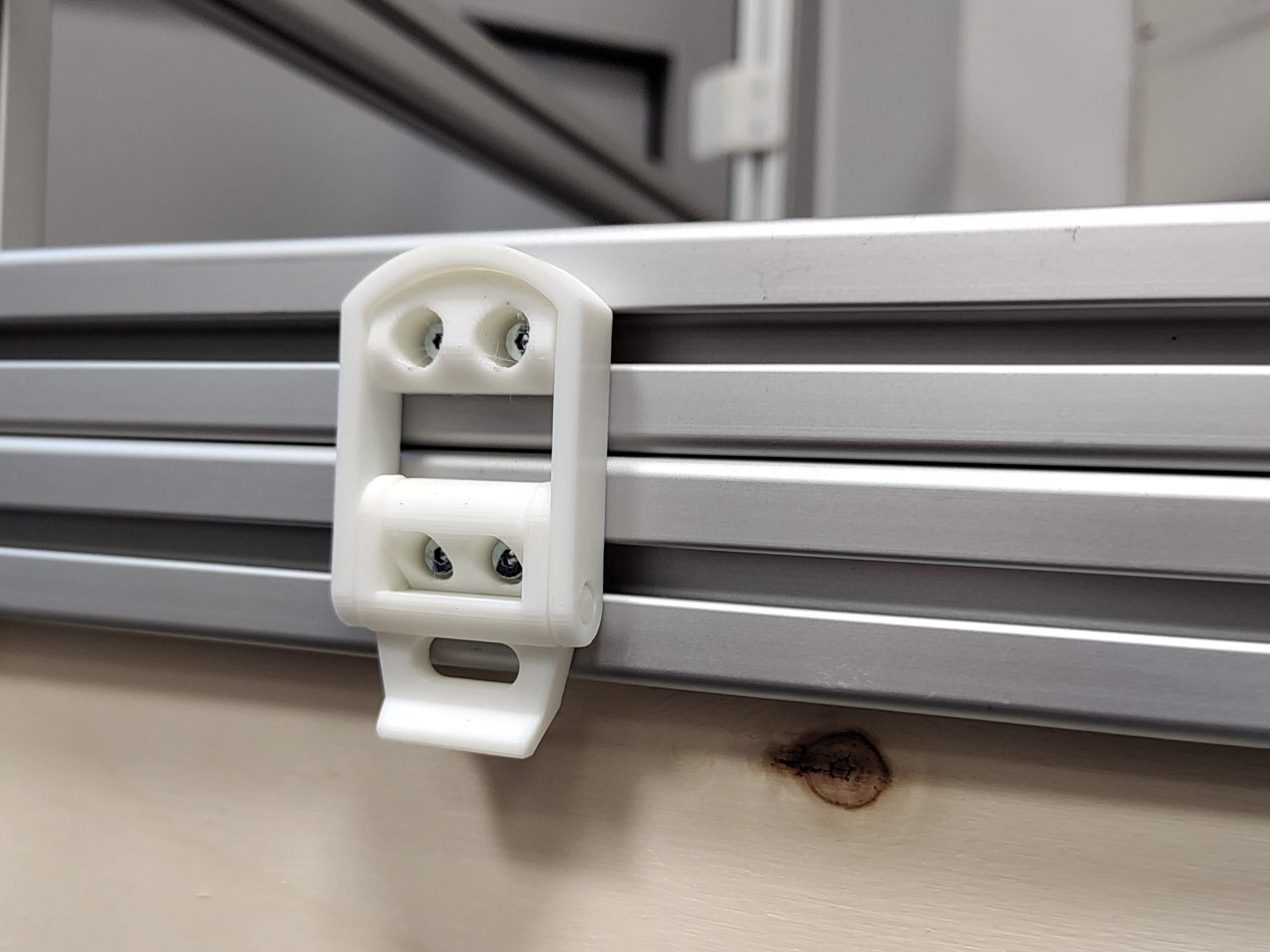 print-in-place draw latch Item Profil 3030 by Max Siebenschläfer ...