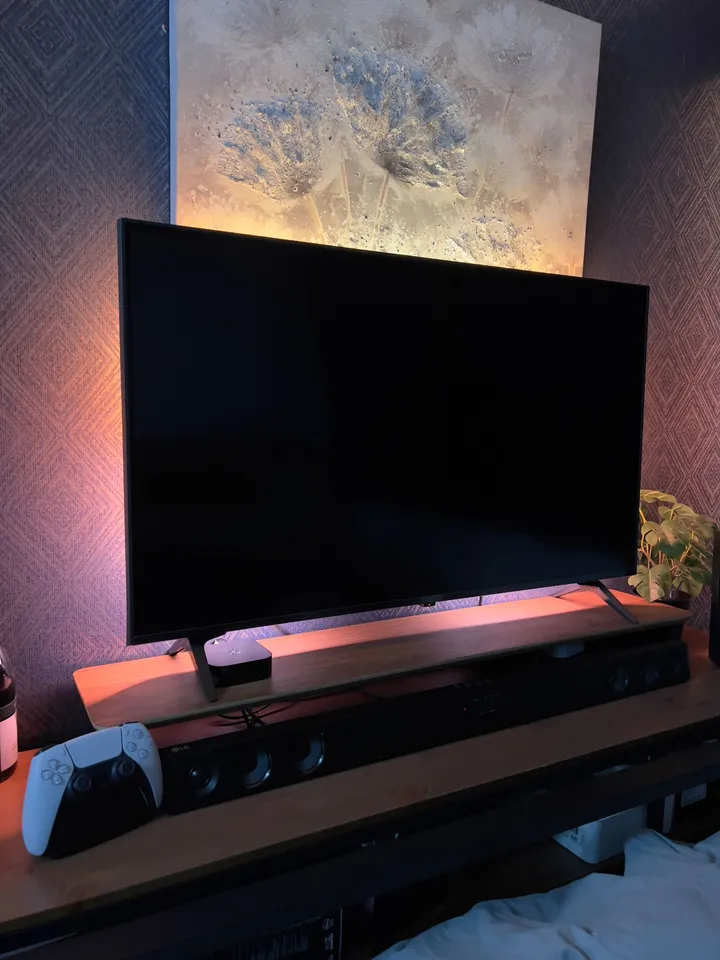 TV Guides for LED Strips - Philips Hue Gradient (works with others and ...