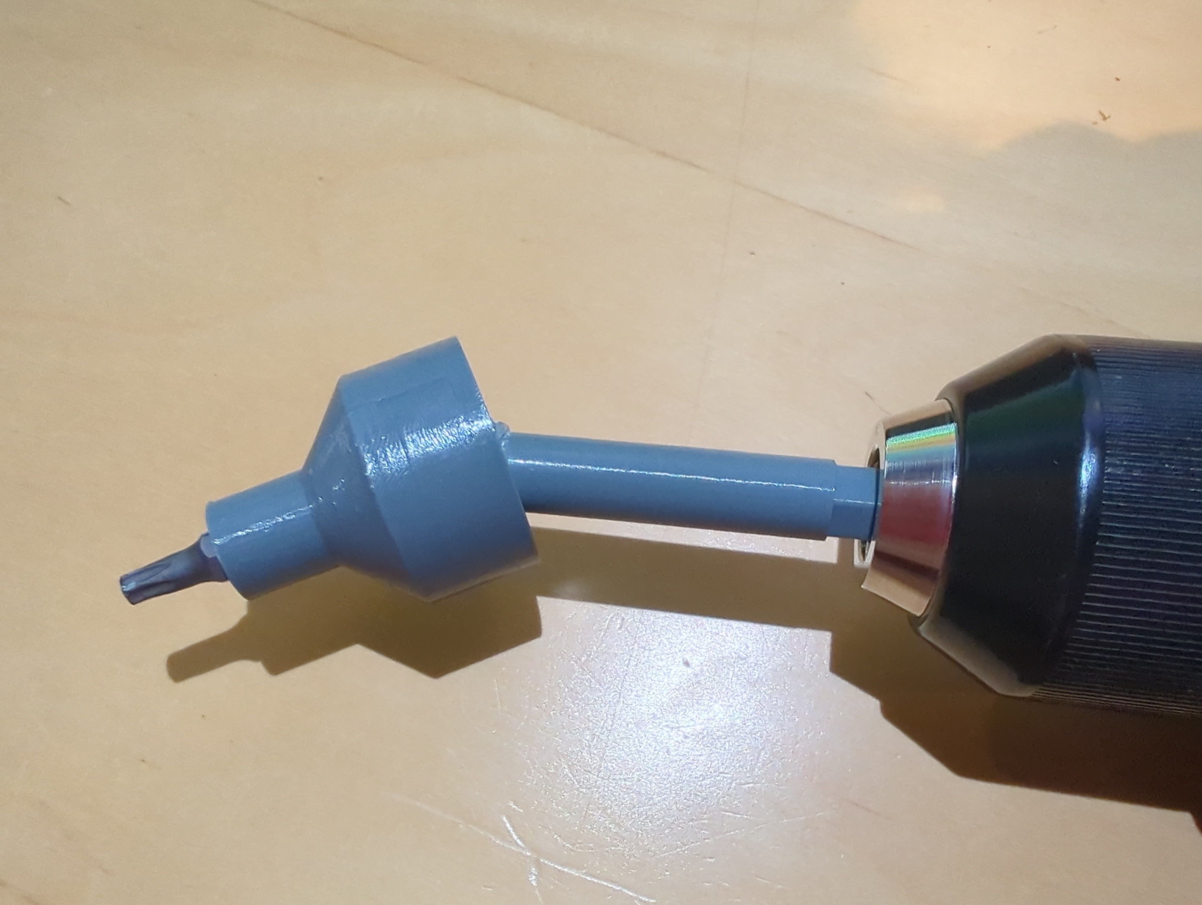 Cardinal joint bit holder- Print in Place par ands.jay | Téléchargez ...