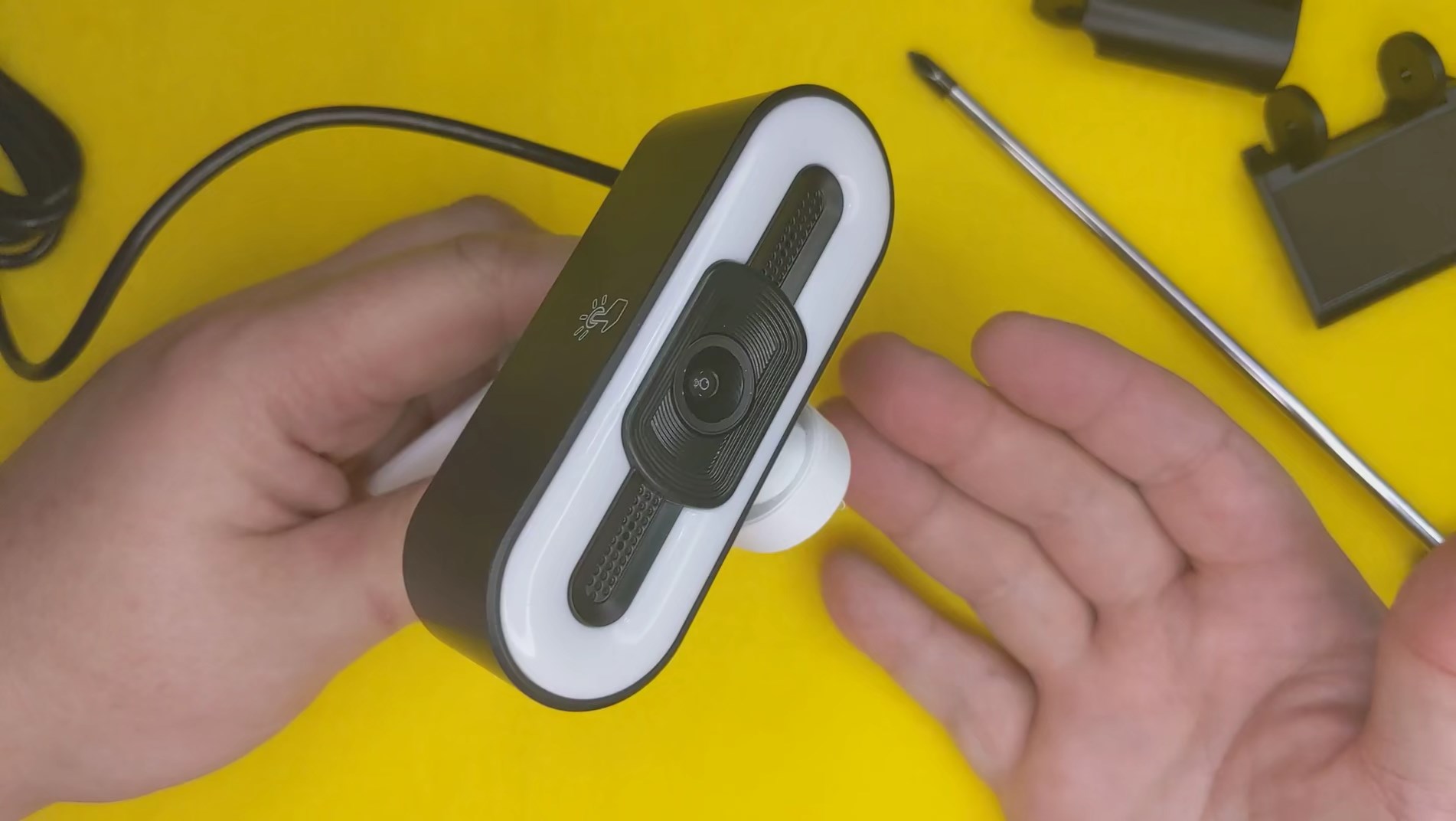 Ikea Lack Enclosure Camera Mount von Room281Tech | Kostenloses STL ...