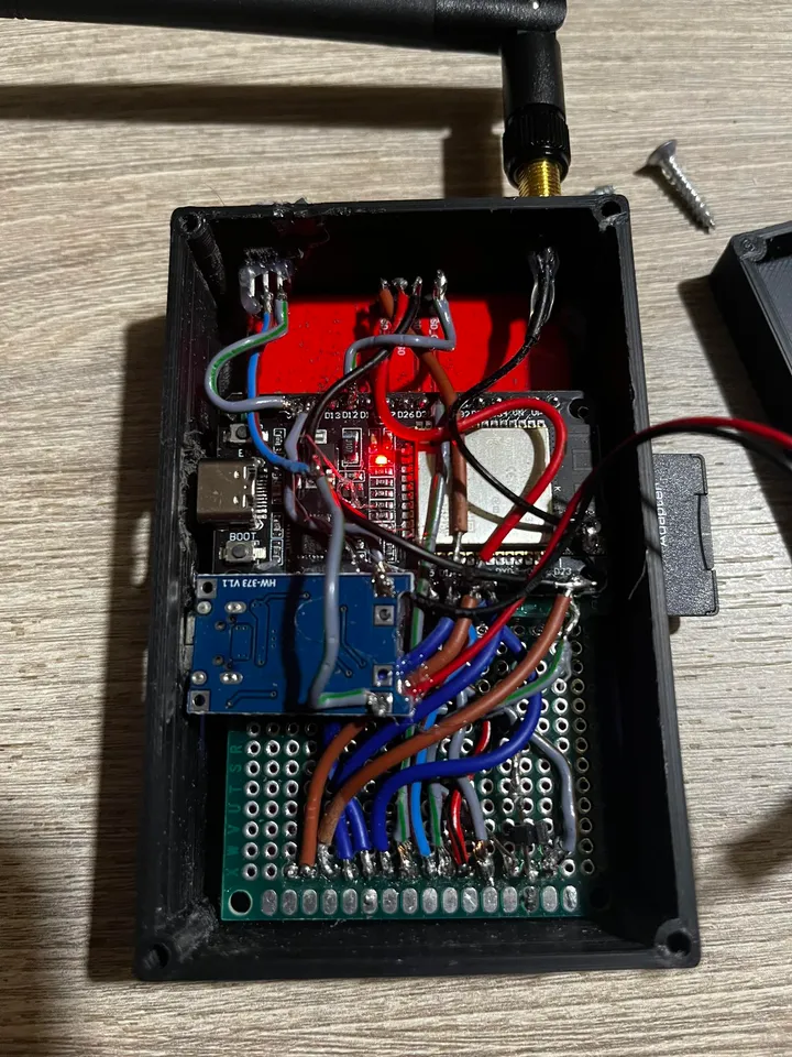 ESP32 Marauder Case by Doelmm | Download free STL model | Printables.com