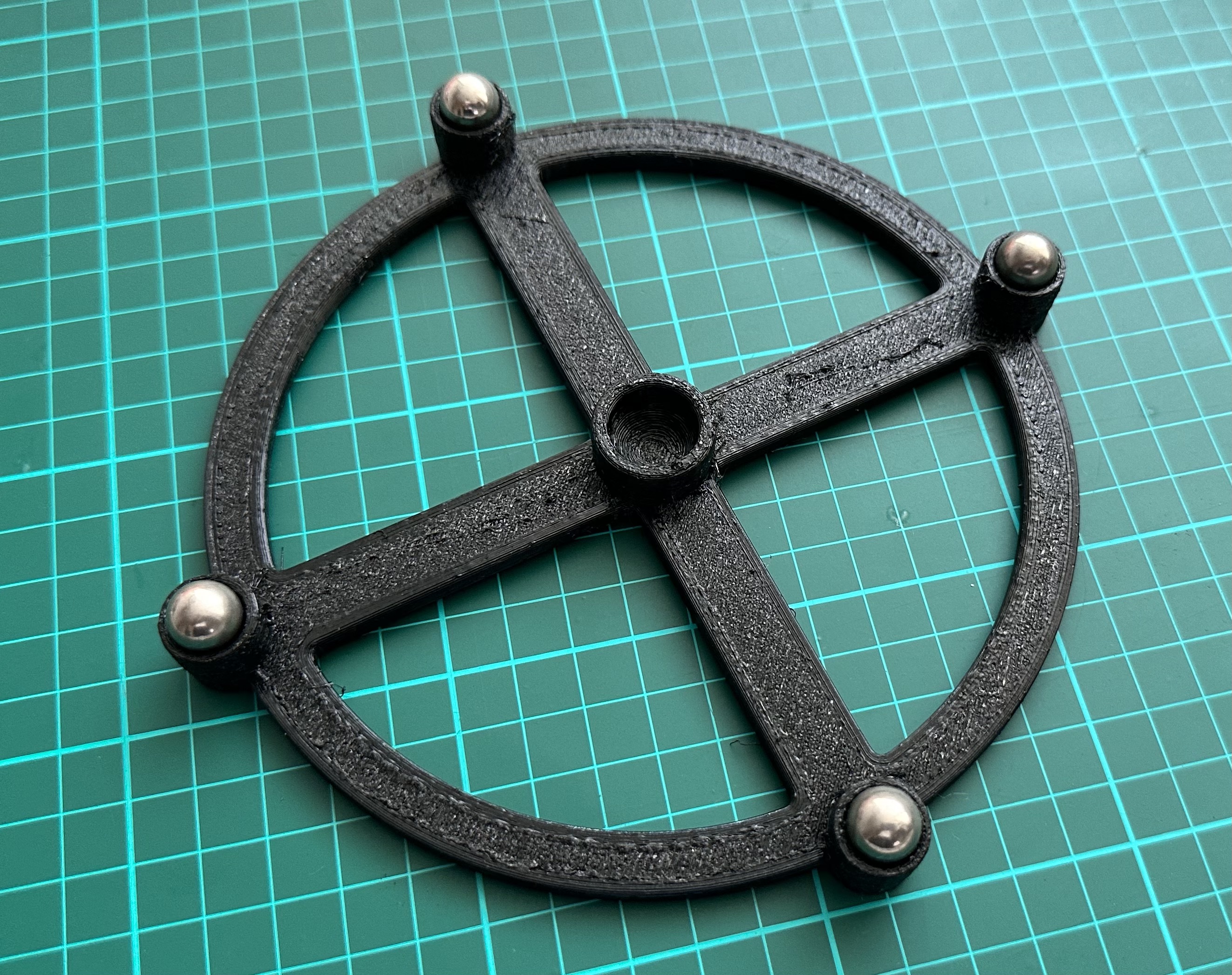 Filament Spool Turntable by israel.galan | Download free STL model ...