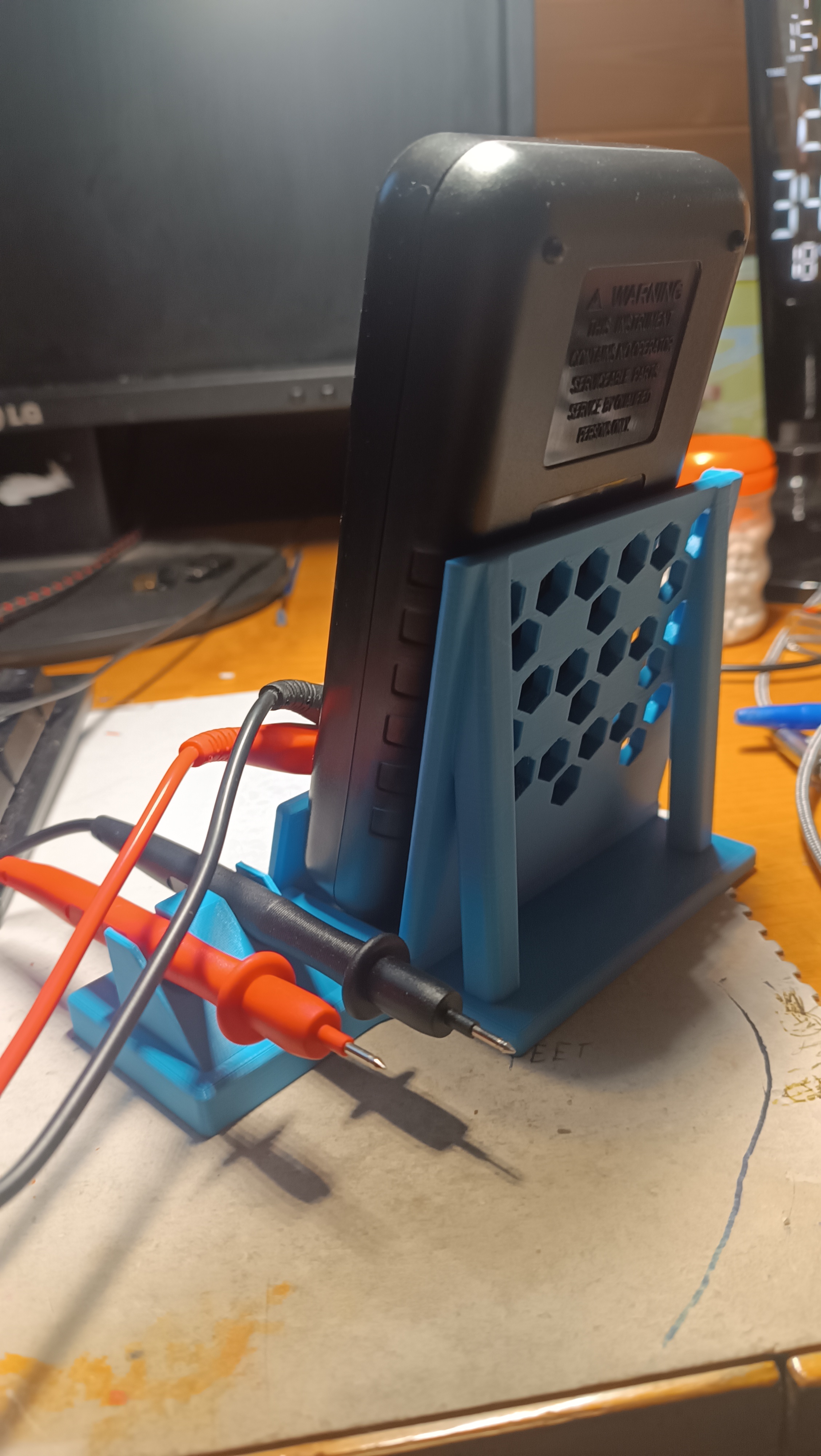 Multimeter stand von David Ondřej | Kostenloses STL-Modell ...