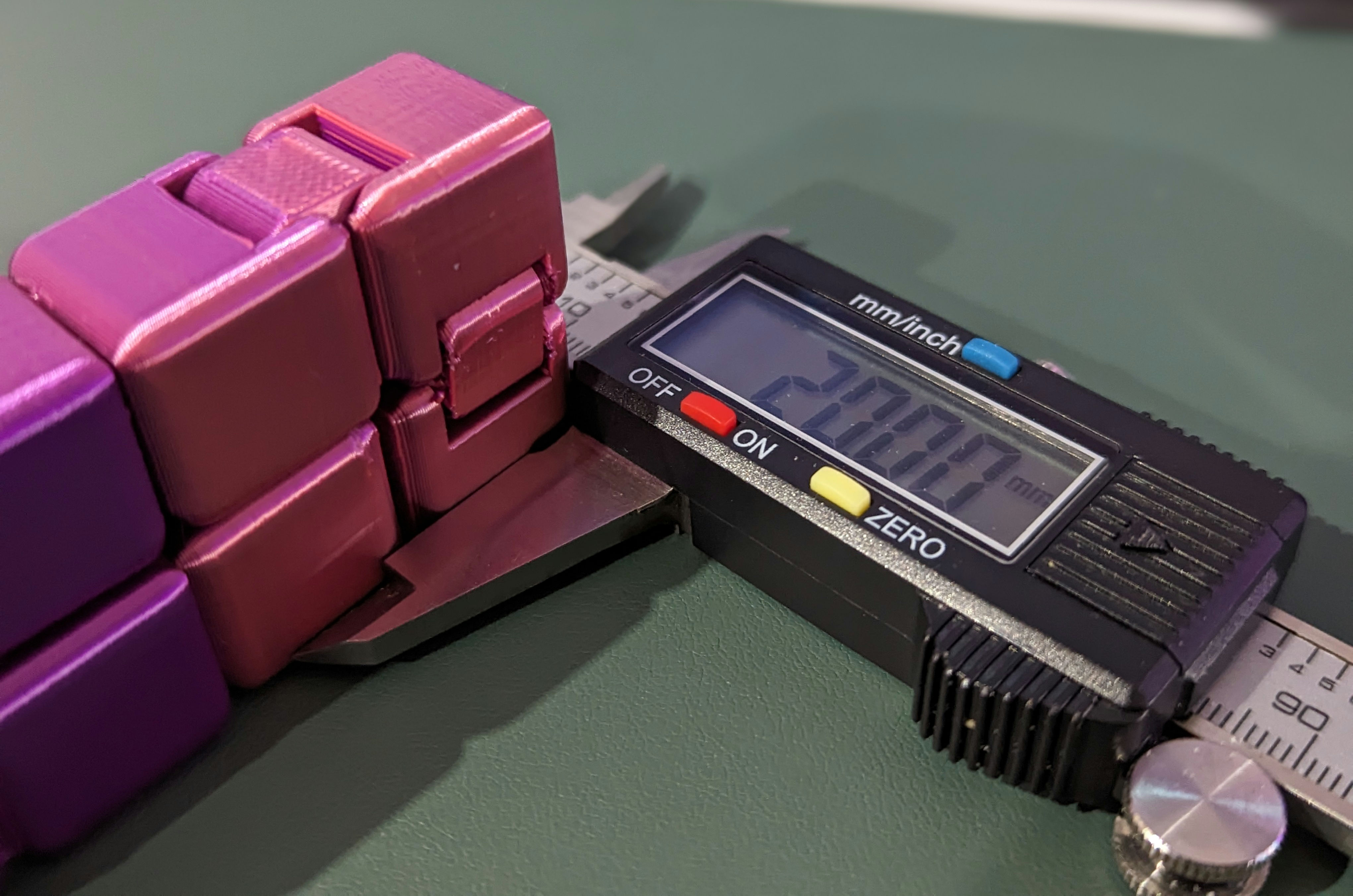 Infinity Cube (Print in place) by diademiemi | Download free STL model ...