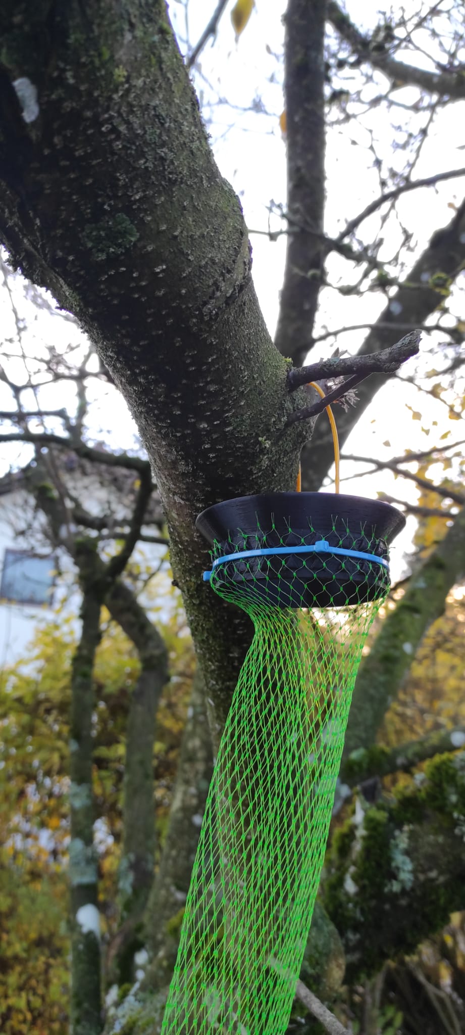 Refillable Bird feed nets/Vogelfutterstangen Wiederbefüllbar by Xadro ...