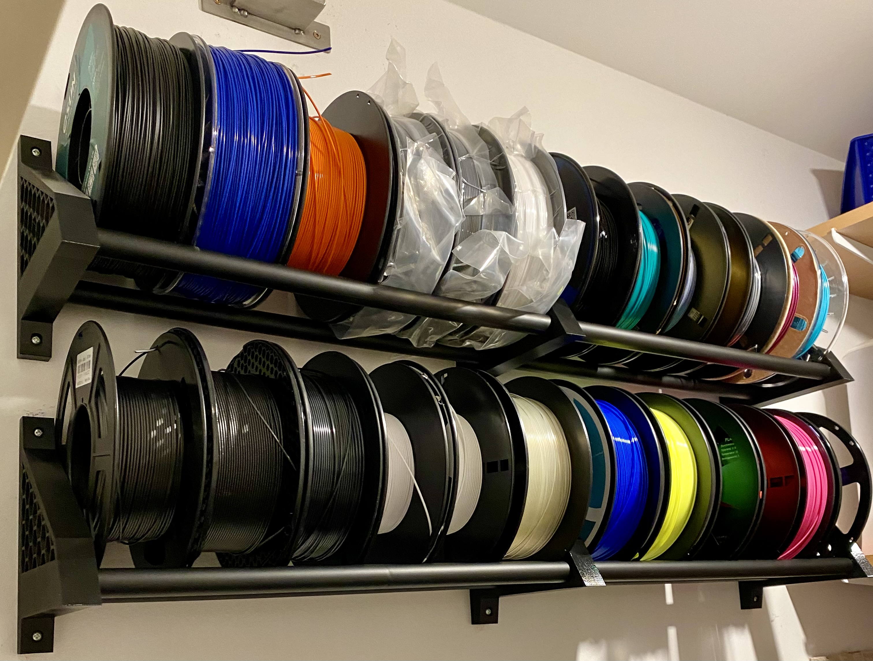 Filament shelf brackets par ChrisPrints | Téléchargez gratuitement un ...