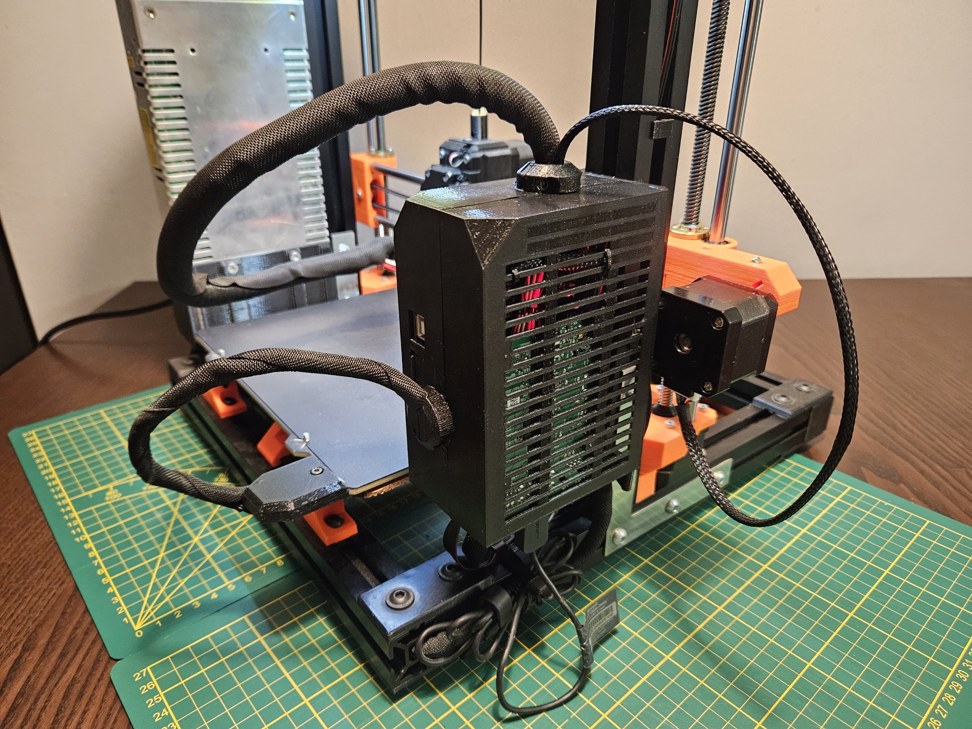 BTT SKR 1.4 + Raspberry Pi Case for 3030 Aluminum profile by Stanley | Download free STL model ...