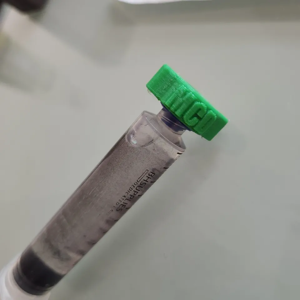 Luer Lock Cap Tool by Myco Dogs | Download free STL model | Printables.com