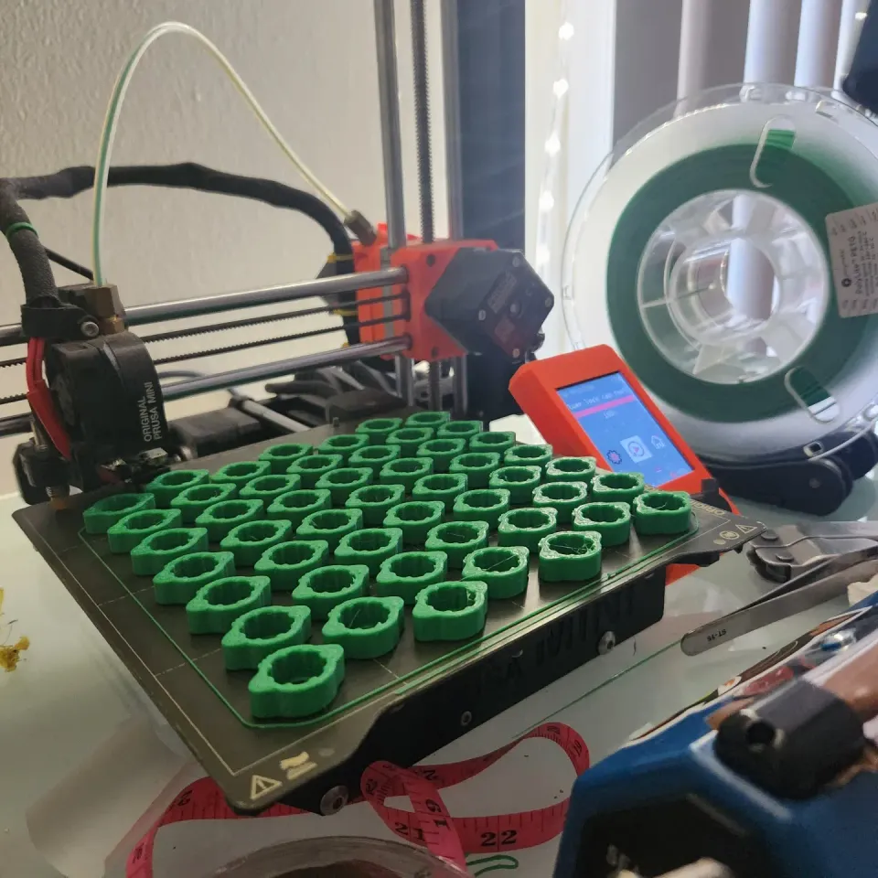 Luer Lock Cap Tool by Myco Dogs | Download free STL model | Printables.com