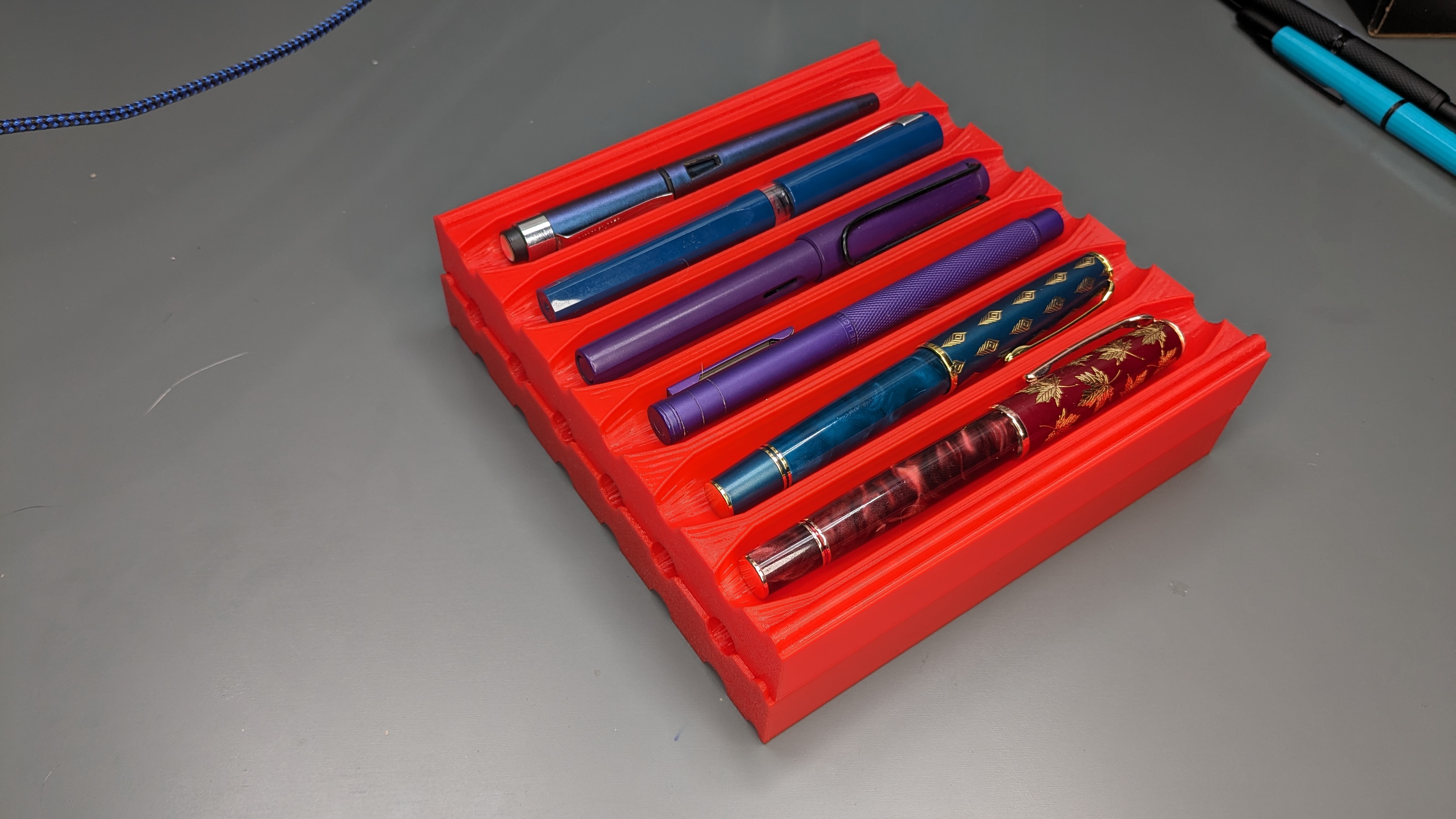 Stackable vase mode fountain pen trays by Fountain Pen Sounds | Download free STL model ...