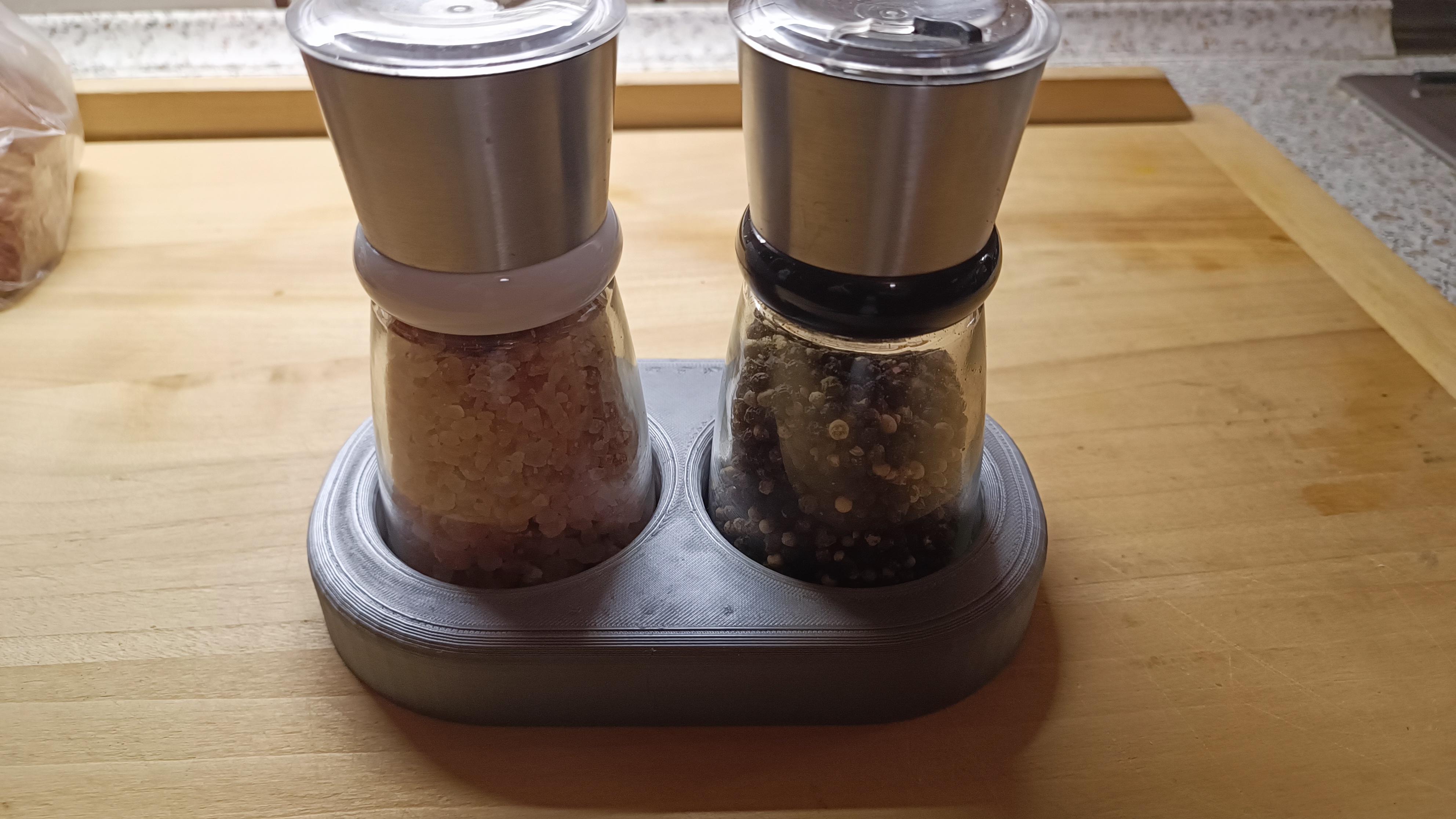 Salt and peper stand par Vojtěch Kunák | Téléchargez gratuitement un ...