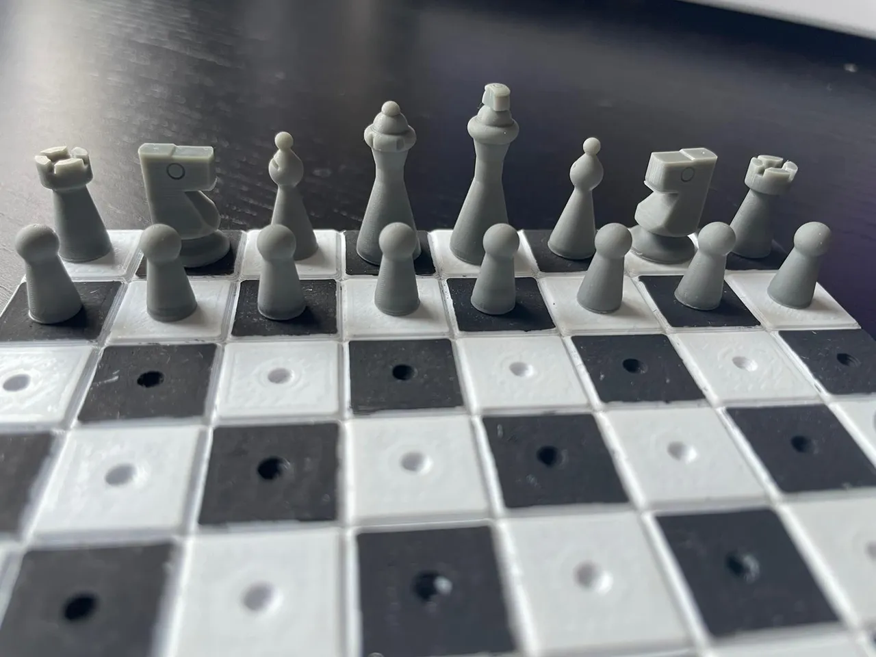 Mini Magnetic Chess Set by Ash-LeeKanji | Download free STL model ...
