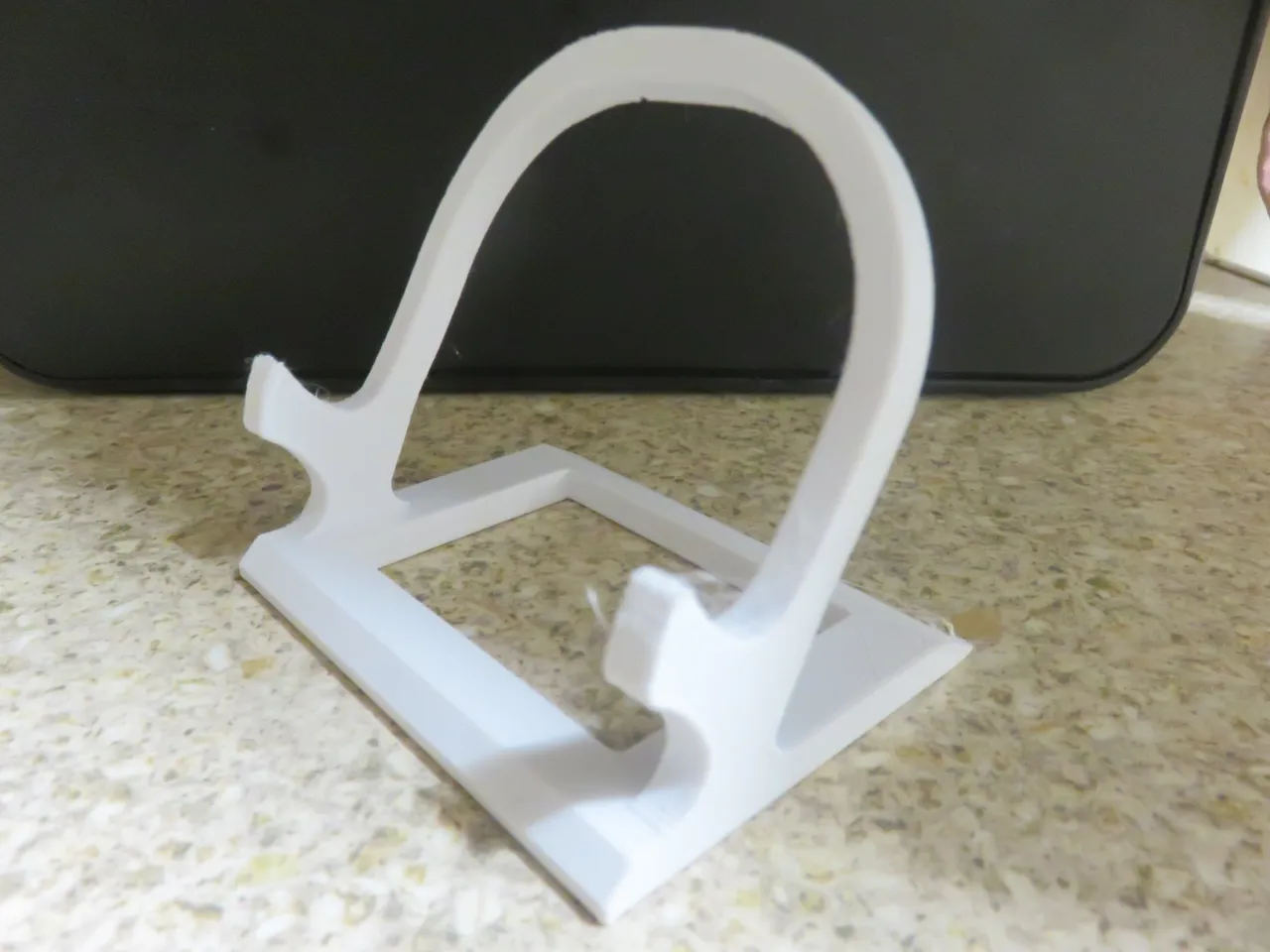 Pebble stand by Warner Hedgehog | Download free STL model | Printables.com