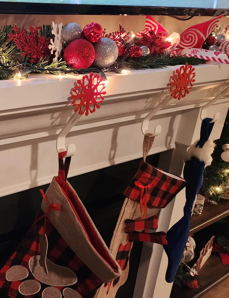 Decorative Christmas Stocking Hanger by MB3D | Download free STL model ...