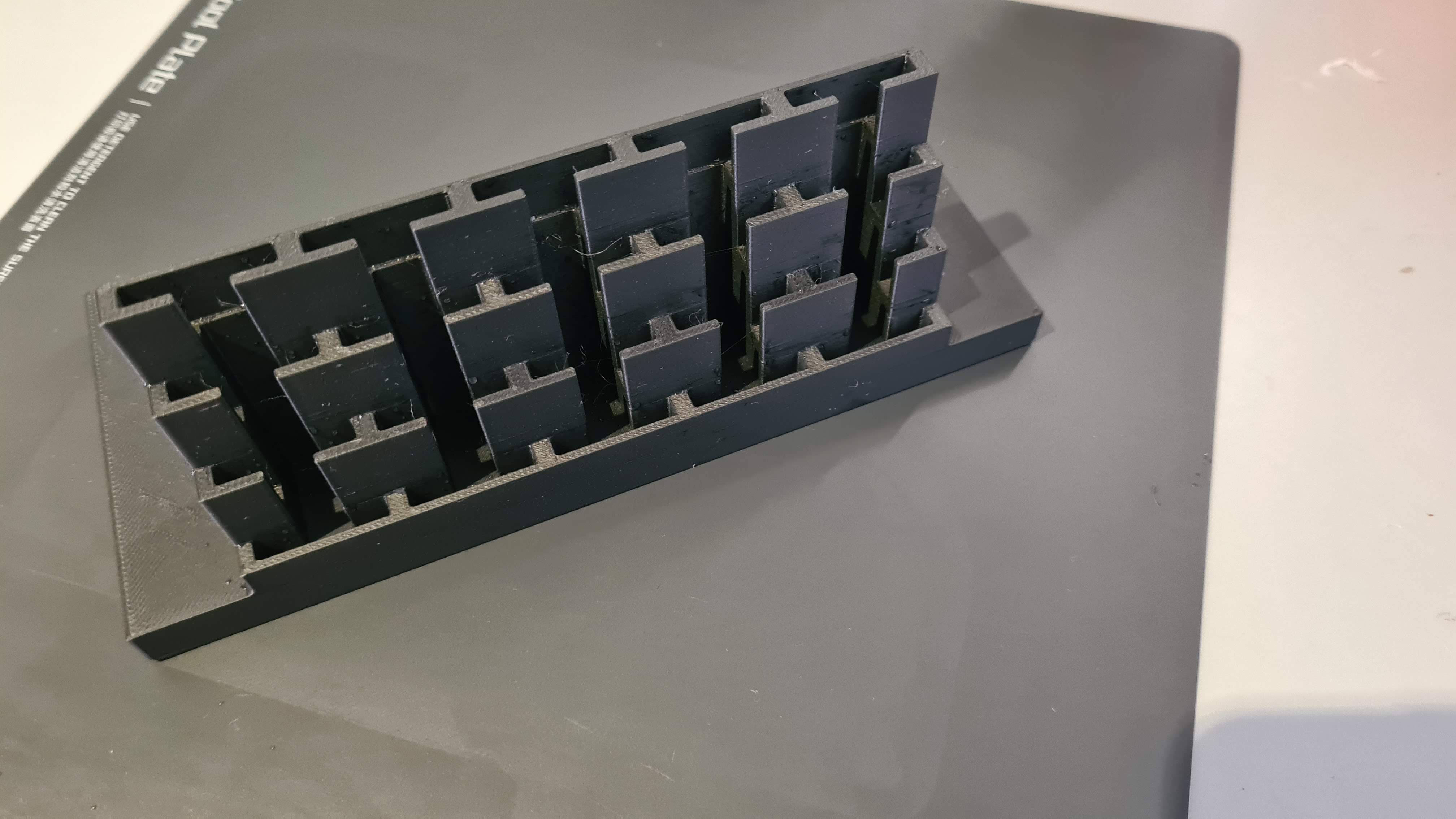 Switch Dock Game Card Holder by Fuzzwah | Download free STL model ...