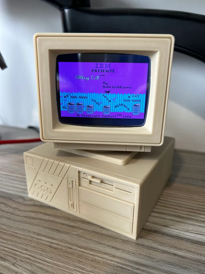 Retro Desktop PC Raspberry Pi case by fantasticmrdavid | Download free ...