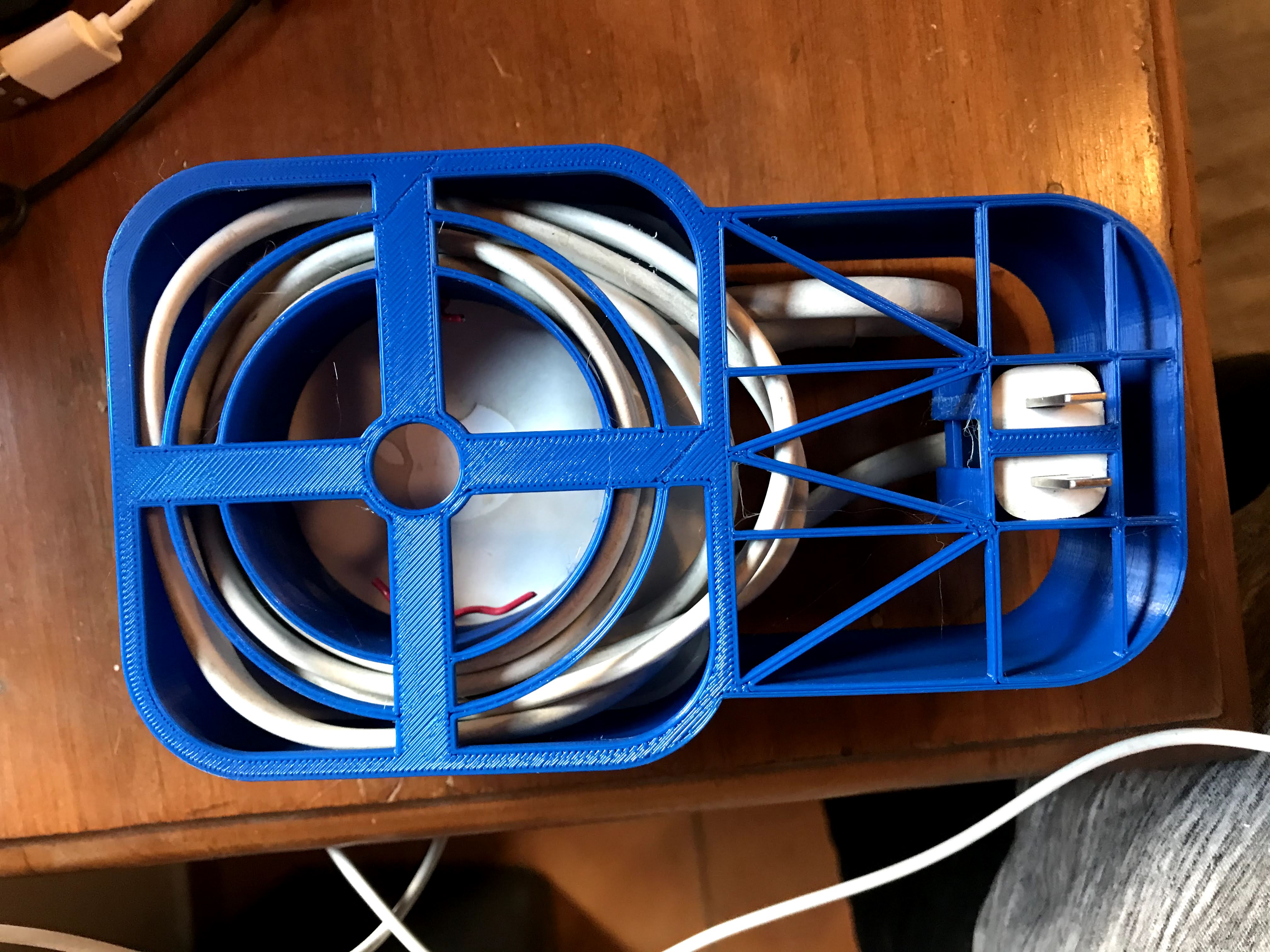 Apple Airport Socket Mount by Pablo Cruz | Download free STL model ...