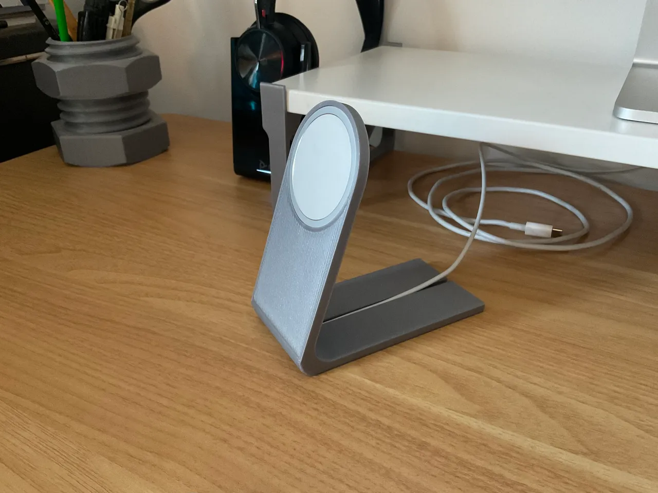 Minimal MagSafe iPhone Stand by MichaelSaul | Download free STL model ...