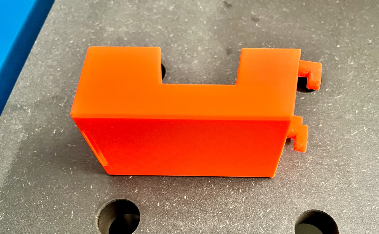Skadis - Milwaukee 5m Measure Tape Holder by Holger | Download free STL ...