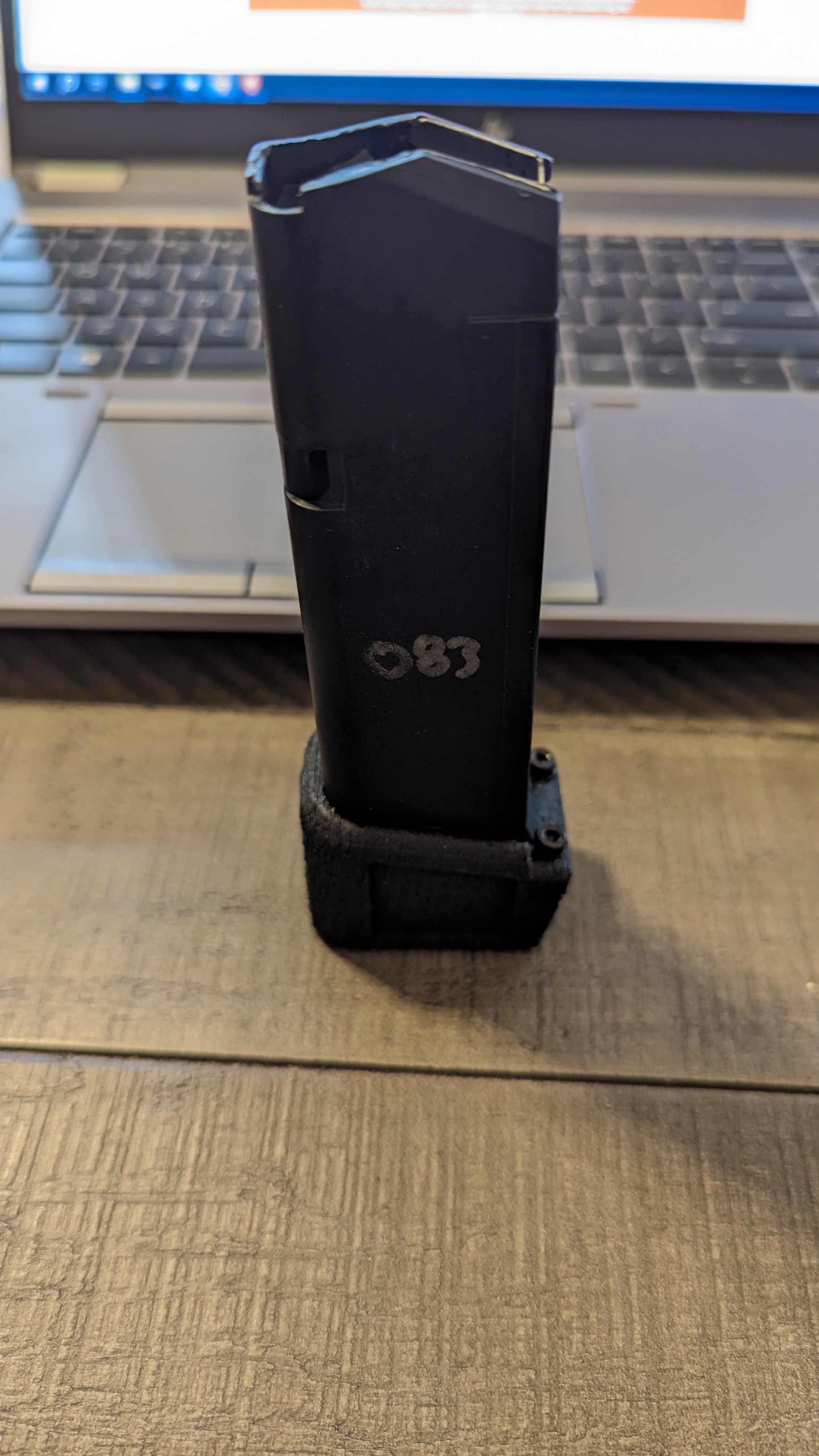 Glock 19 Mag Extension - Plus 2/3 by Oscar | Download free STL model ...