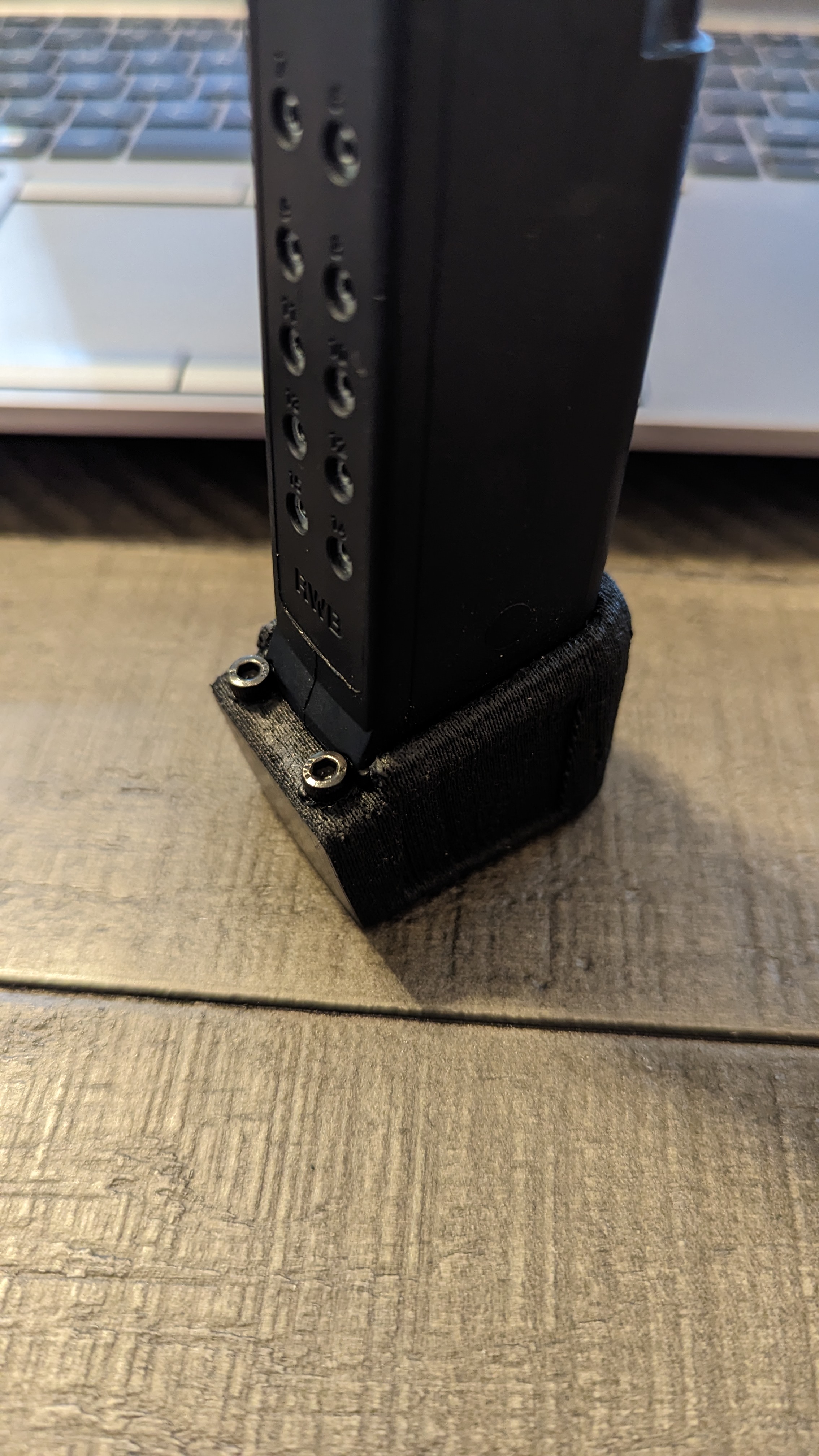 Glock 19 Mag Extension - Plus 2/3 by Oscar | Download free STL model ...