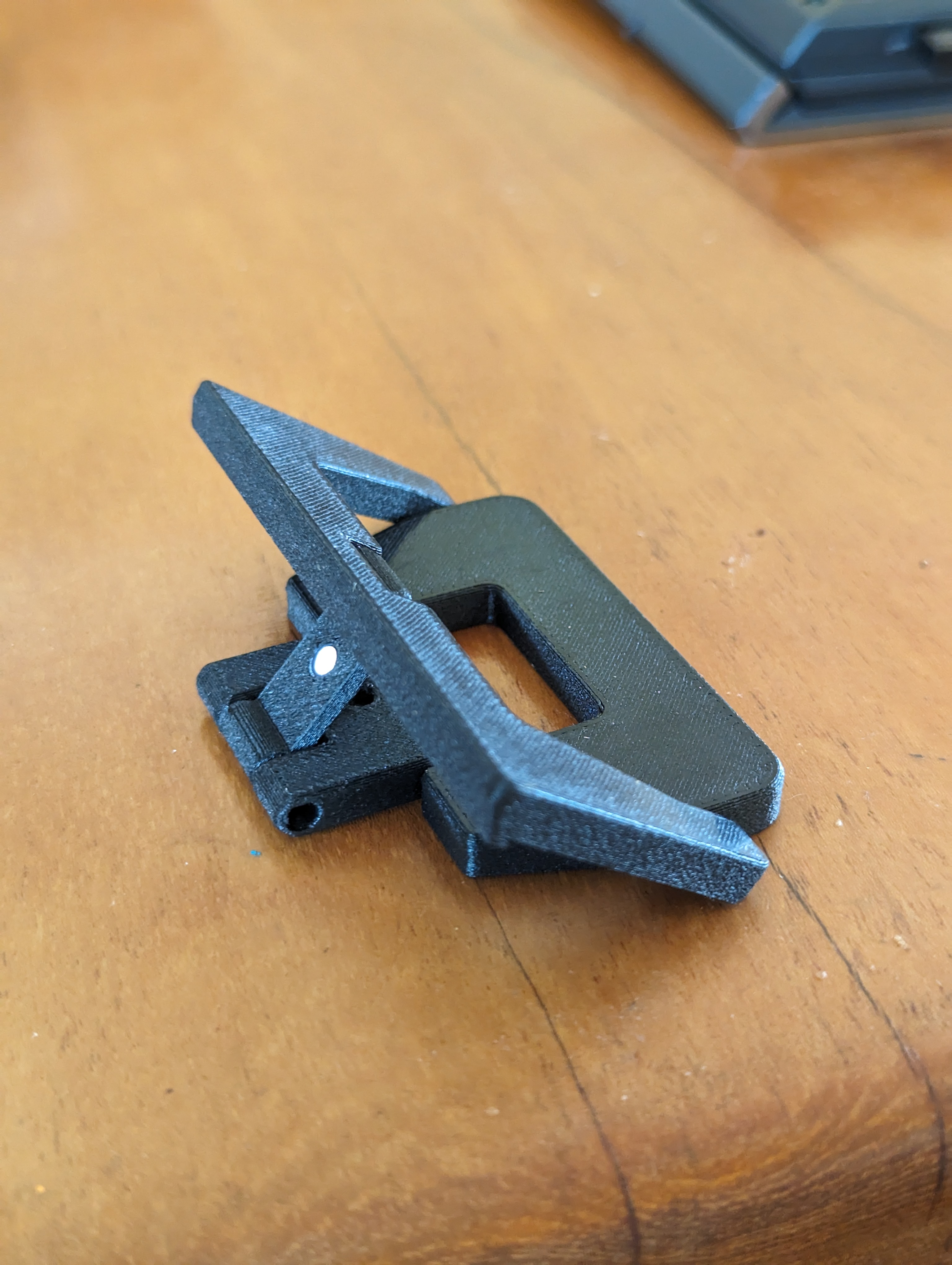 Laptop Stand 2-position PIP by rtj | Download free STL model ...