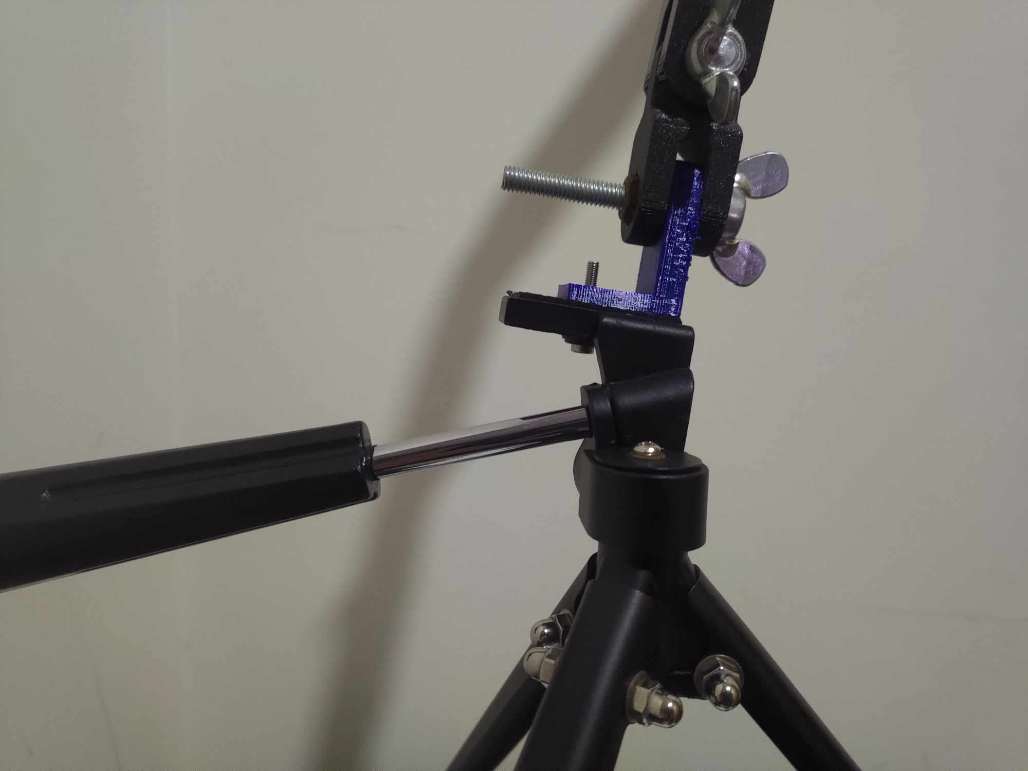 Suport for Tripod Articulating Raspberry Pi Camera Mount by Shawn ...