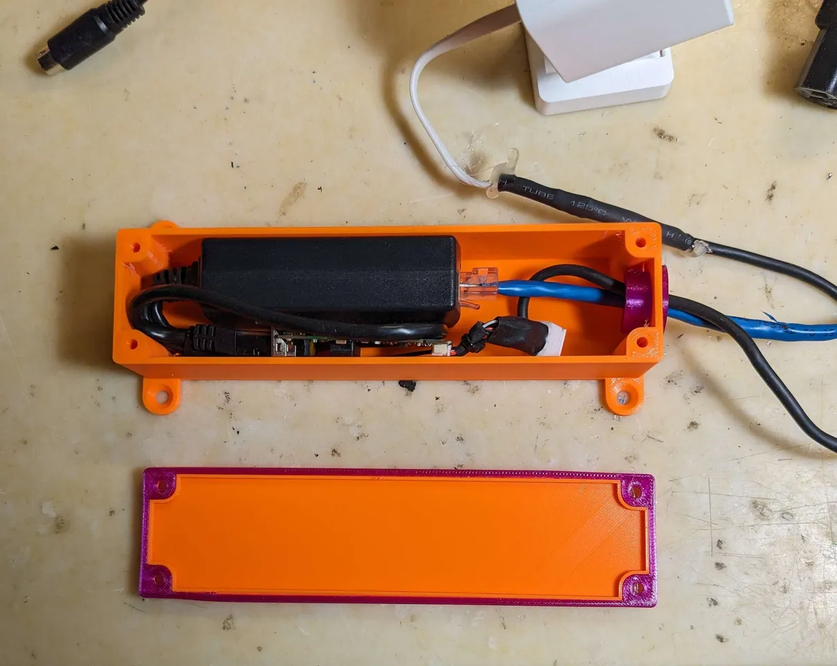 Customizible Outdoor Electrical Box by Beefdip | Download free STL ...