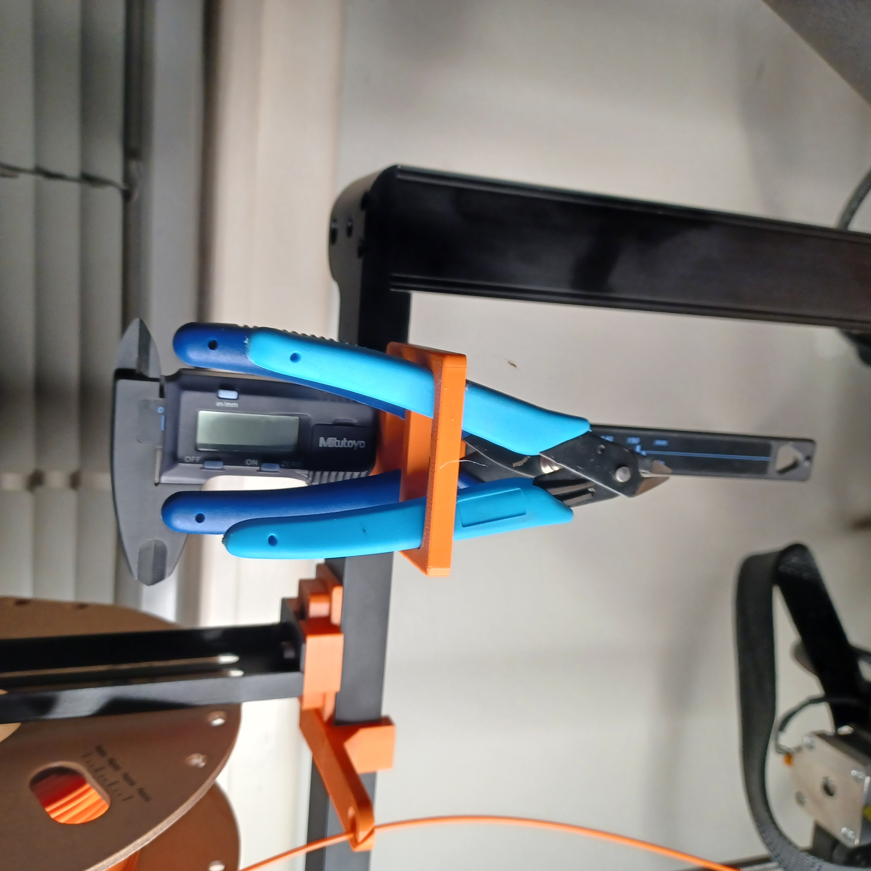 Tool Holder II+ for Ender 3 V3 Gantry by Jim | Download free STL model ...