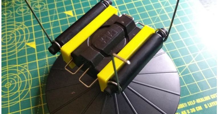 Tamiya 74522 Stand Spring clips by Garp | Download free STL model ...