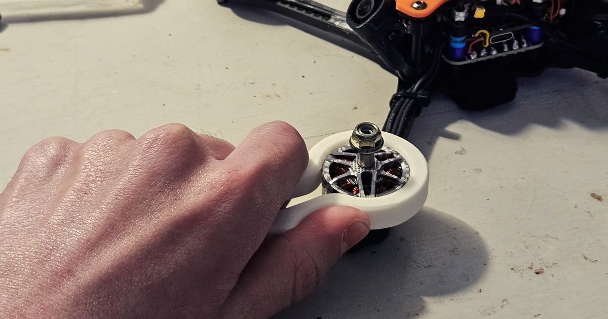 FPV Motor Pliers [support 3-5" fpv motors] par spectrexFPV ...