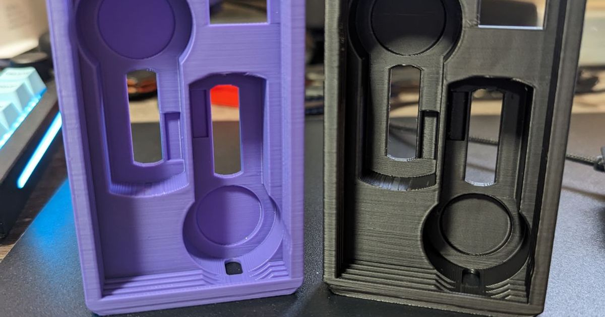 2 RSA Token and 4 ID Badge Holder by Attona | Download free STL model ...