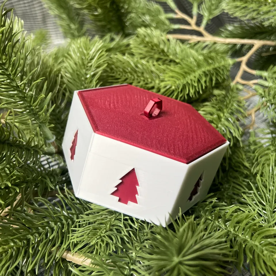 Small Christmas Gift Box by Aline Borges | Download free STL model ...