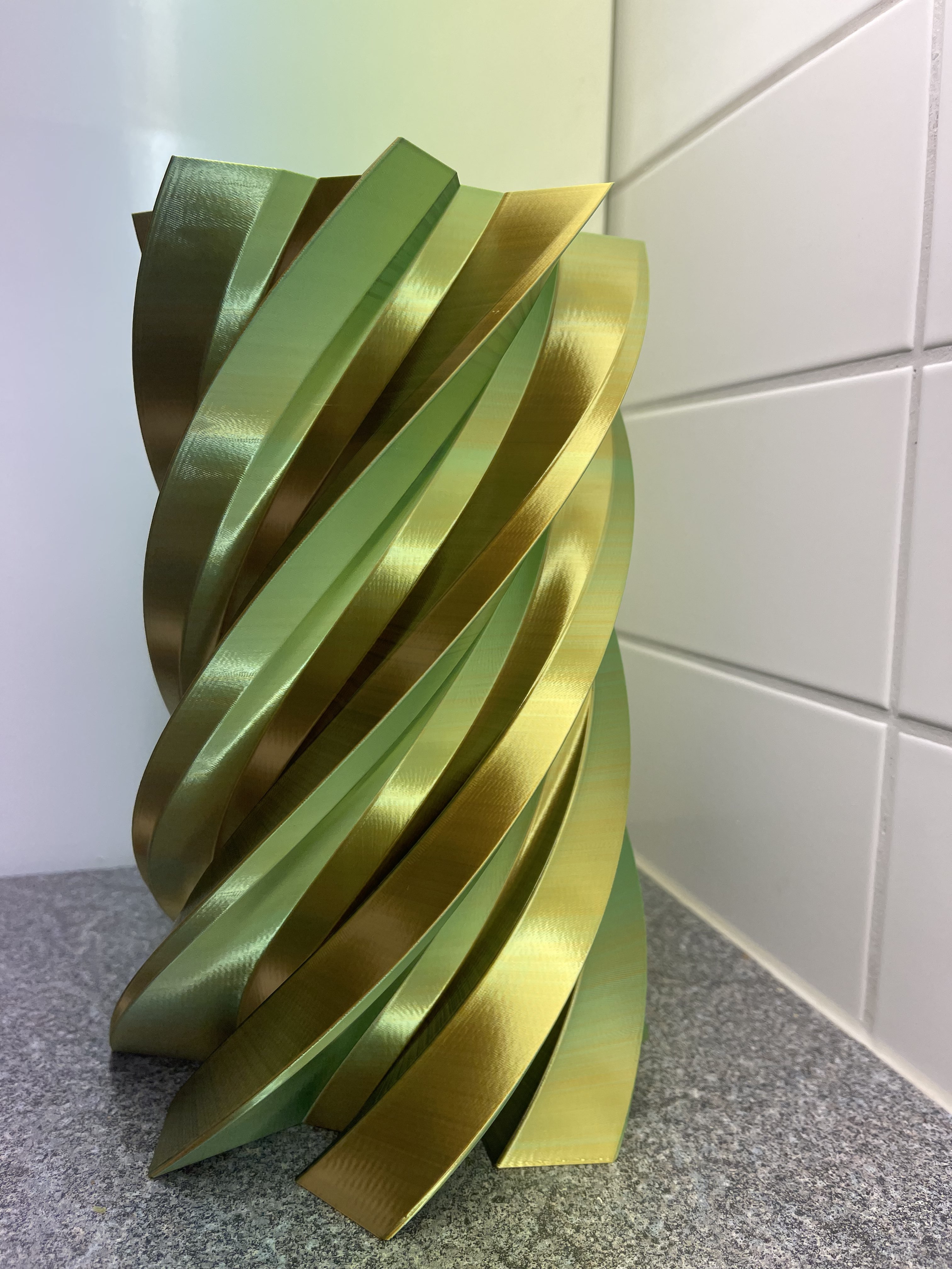 Vortex vase by XaioLTD | Download free STL model | Printables.com