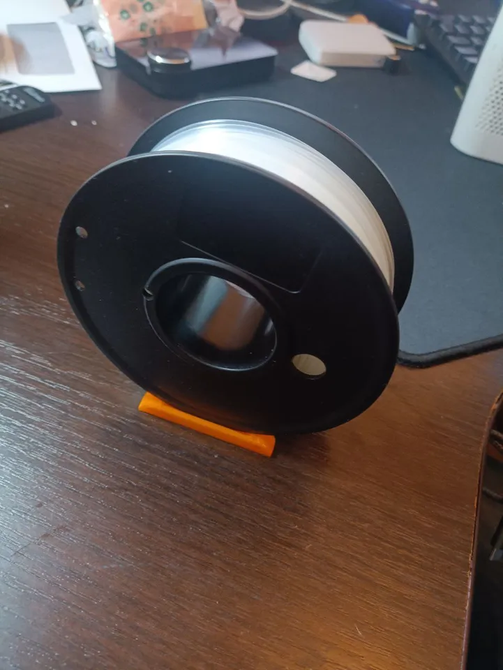 Spool Stand (for 250g SUNLU spools) (for 1kg Filamen PM ~untested~) by ...