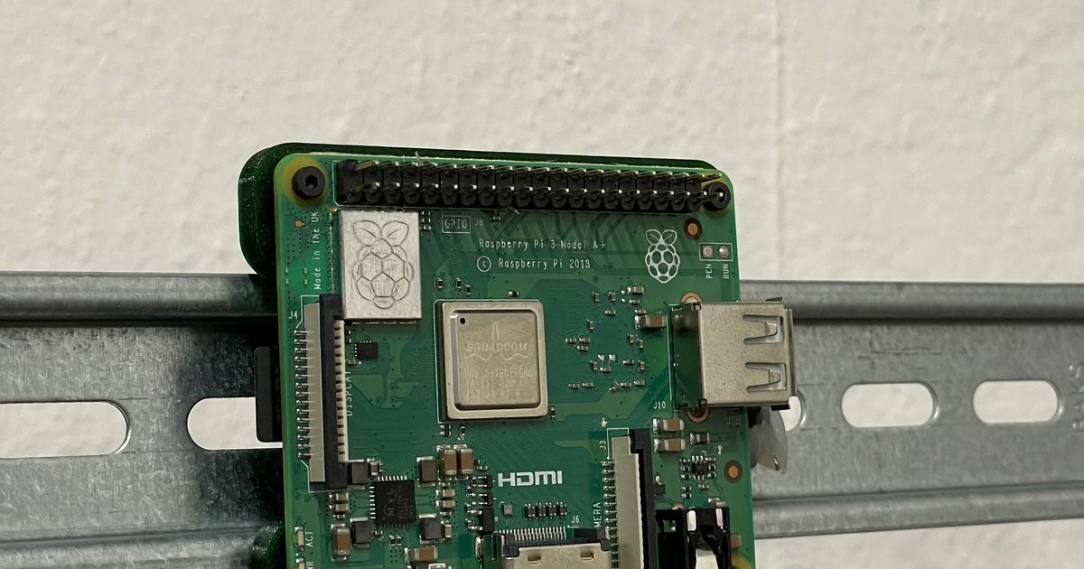 Rpi DIN rail clips for Raspberry etc by voyczech | Download free STL ...