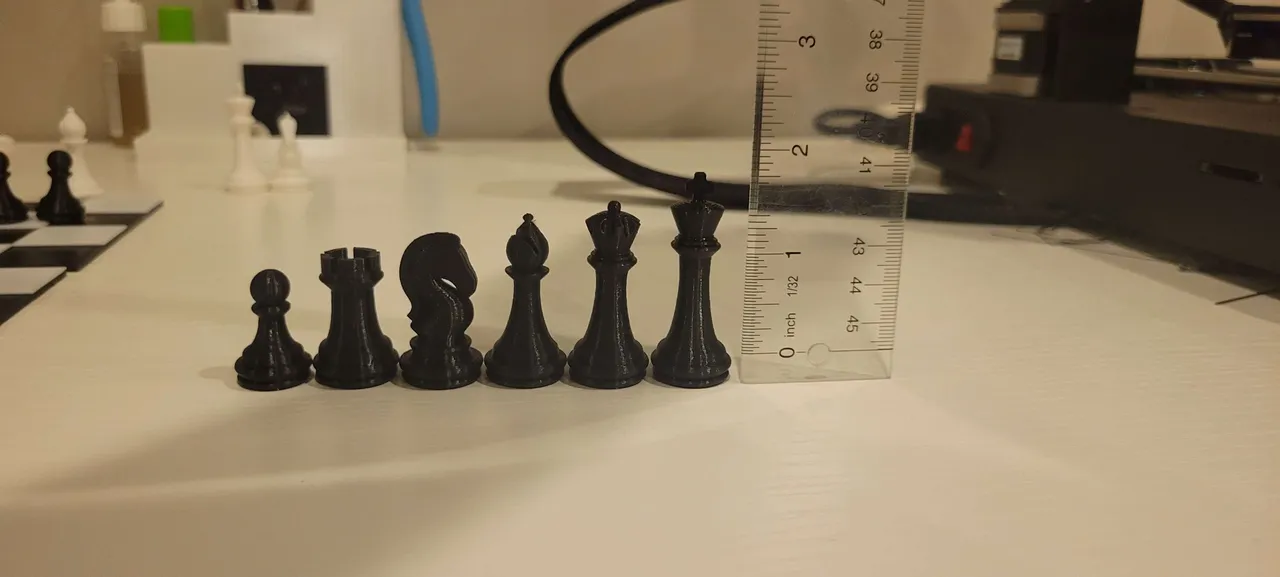 Mini portable chess set with proportional pieces and board (4x4 modules ...