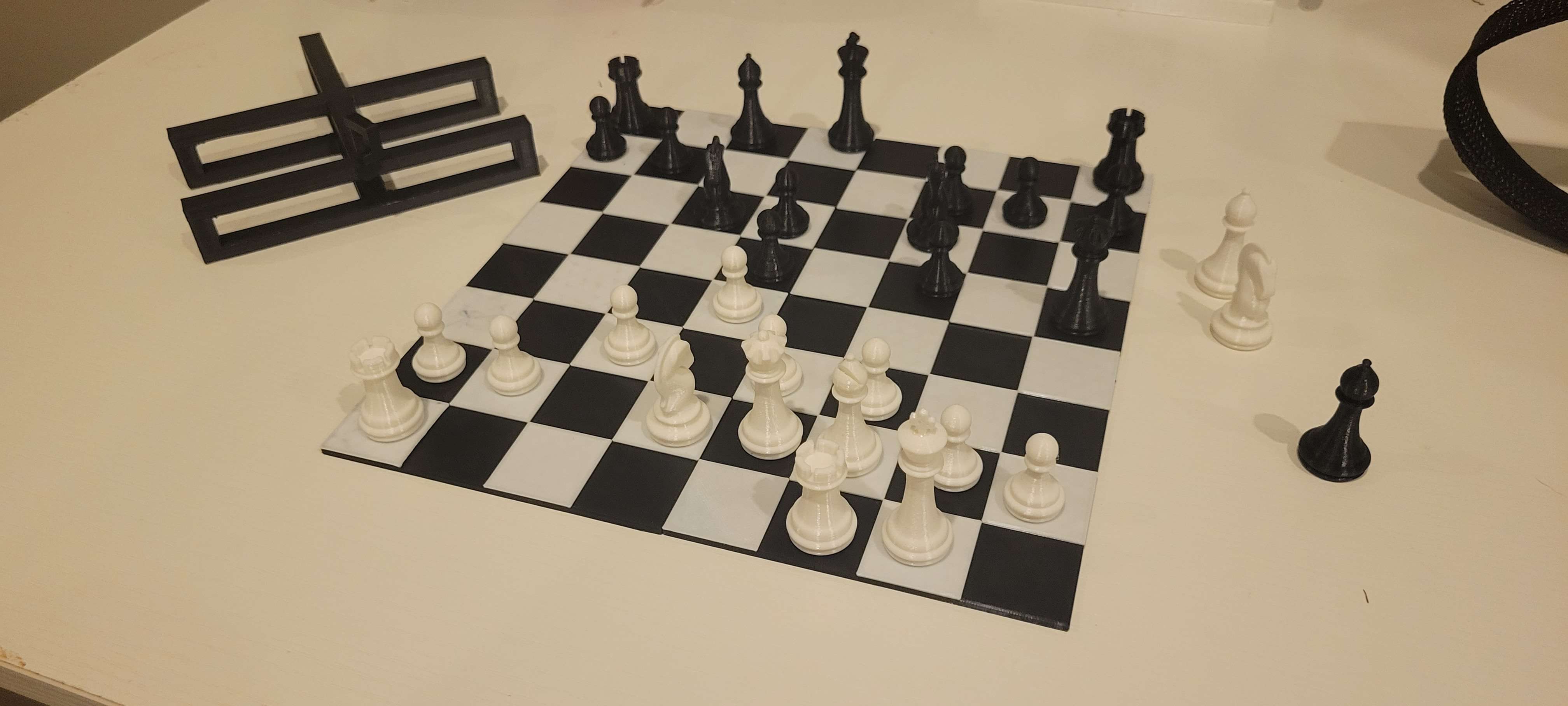 Mini portable chess set with proportional pieces and board (4x4 modules ...