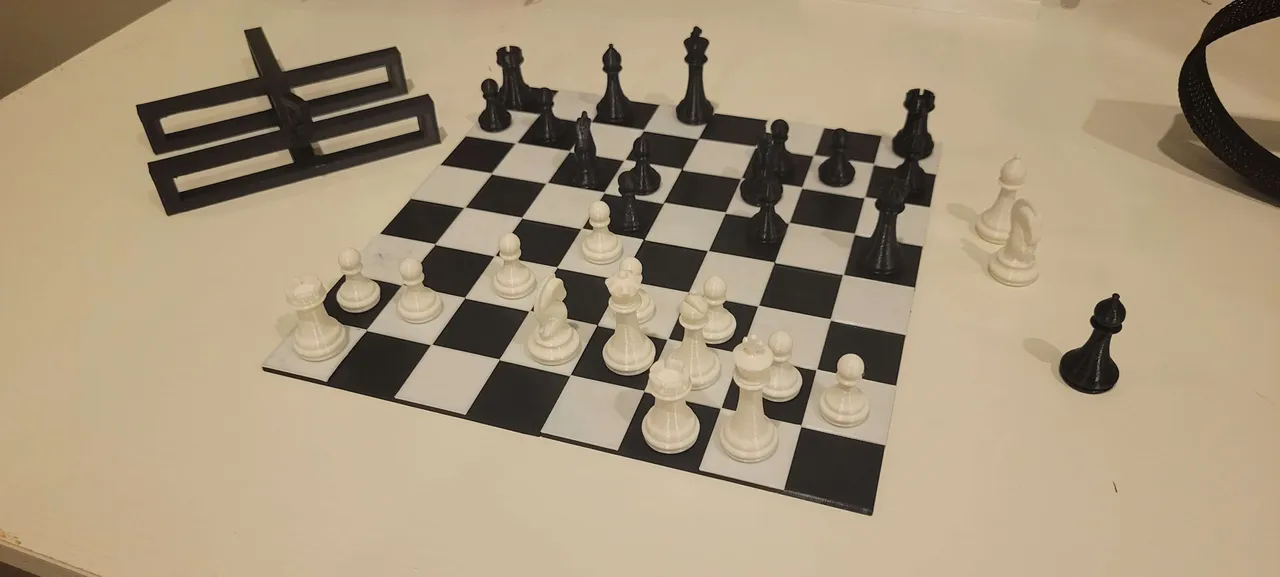 Mini portable chess set with proportional pieces and board (4x4 modules ...